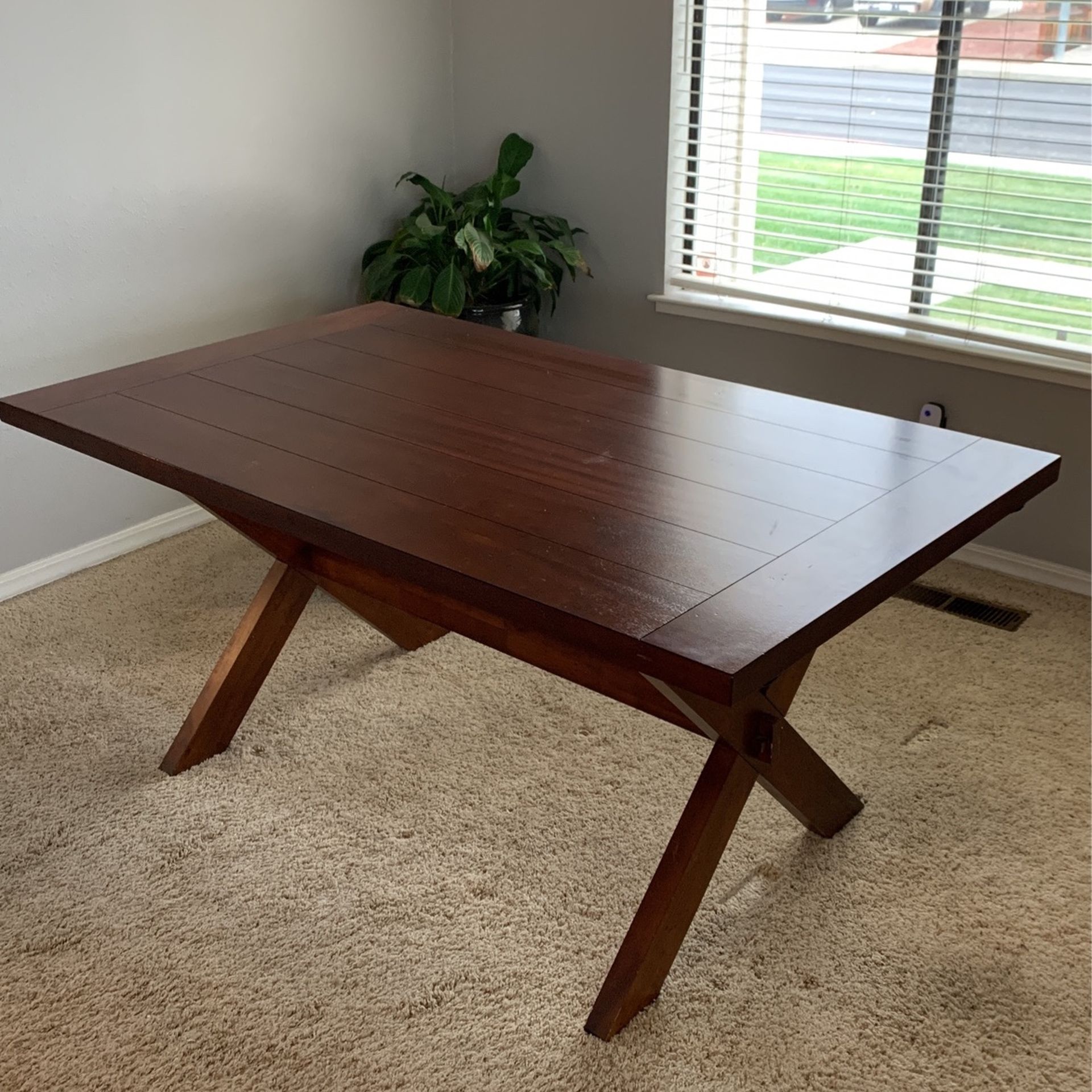 Dining Table 5 ft. for Sale in Brentwood, CA - OfferUp
