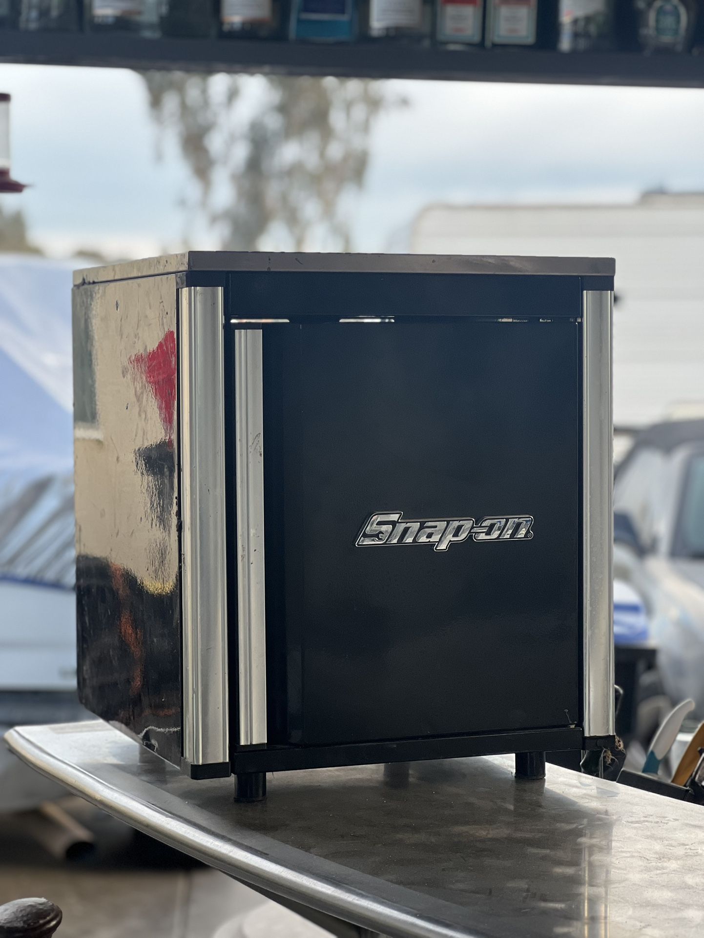 Snap On Mini Refrigerator Best Offer Takes for Sale in Madera, CA - OfferUp