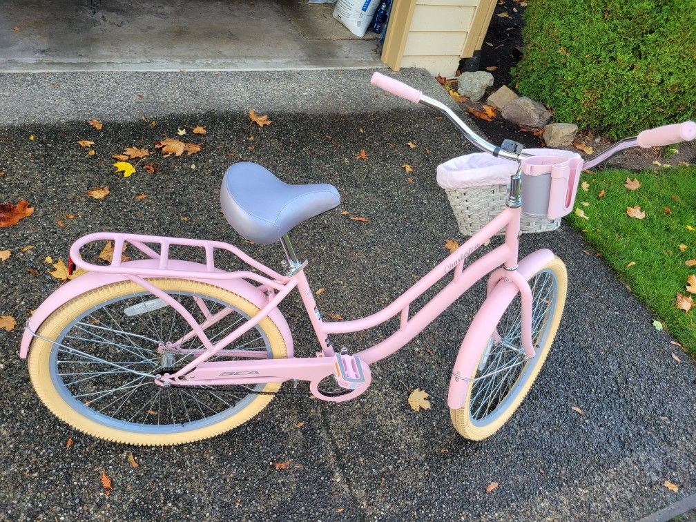 Pink Beach Cruiser Bicycle, Lightly Used for Sale in Kent, WA - OfferUp