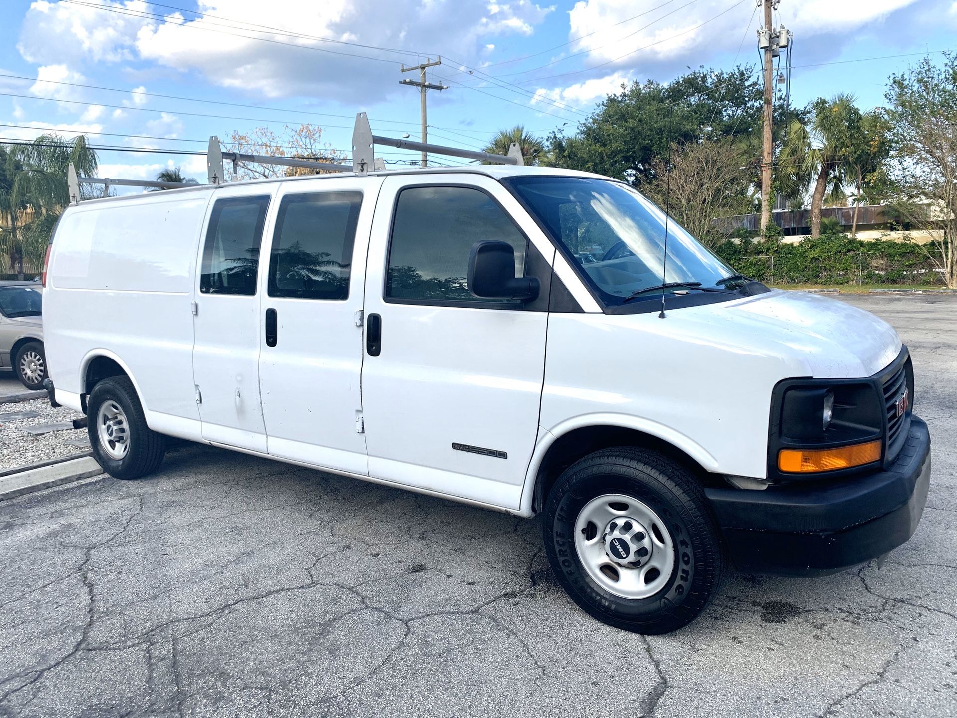2006 Chevrolet Express Cargo for Sale in Pompano Beach, FL - OfferUp