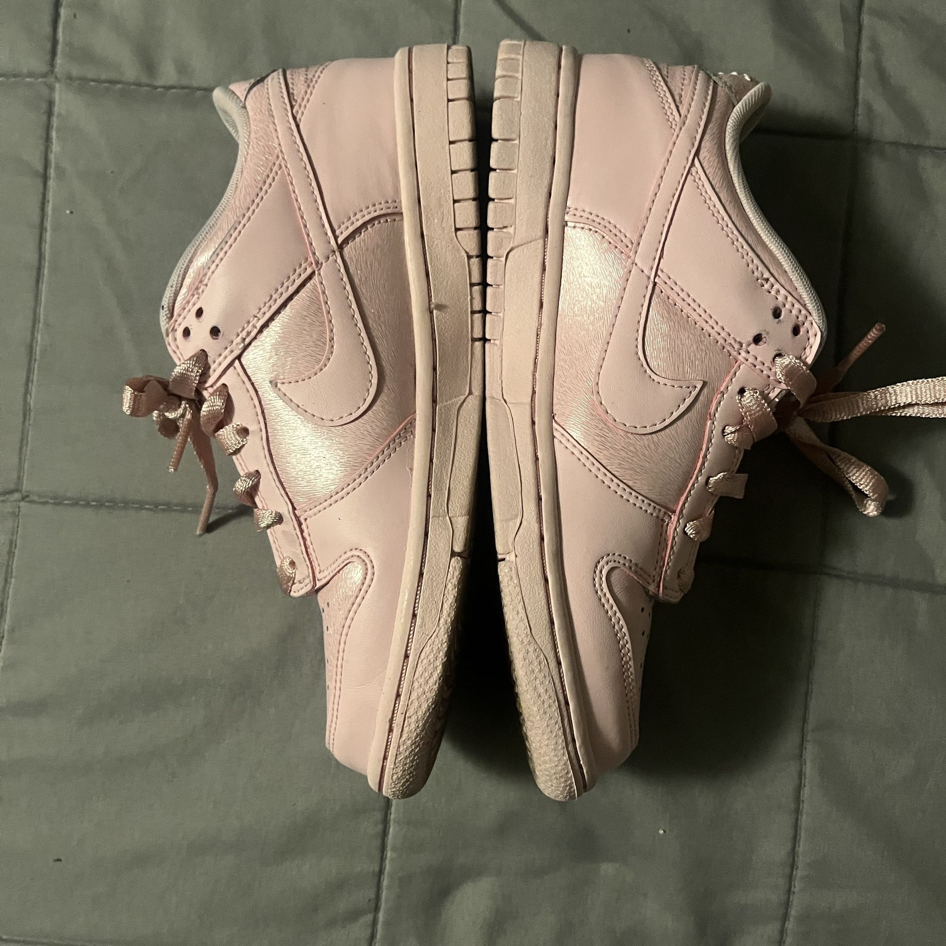 Pink Dunks for Sale in Los Angeles, CA - OfferUp