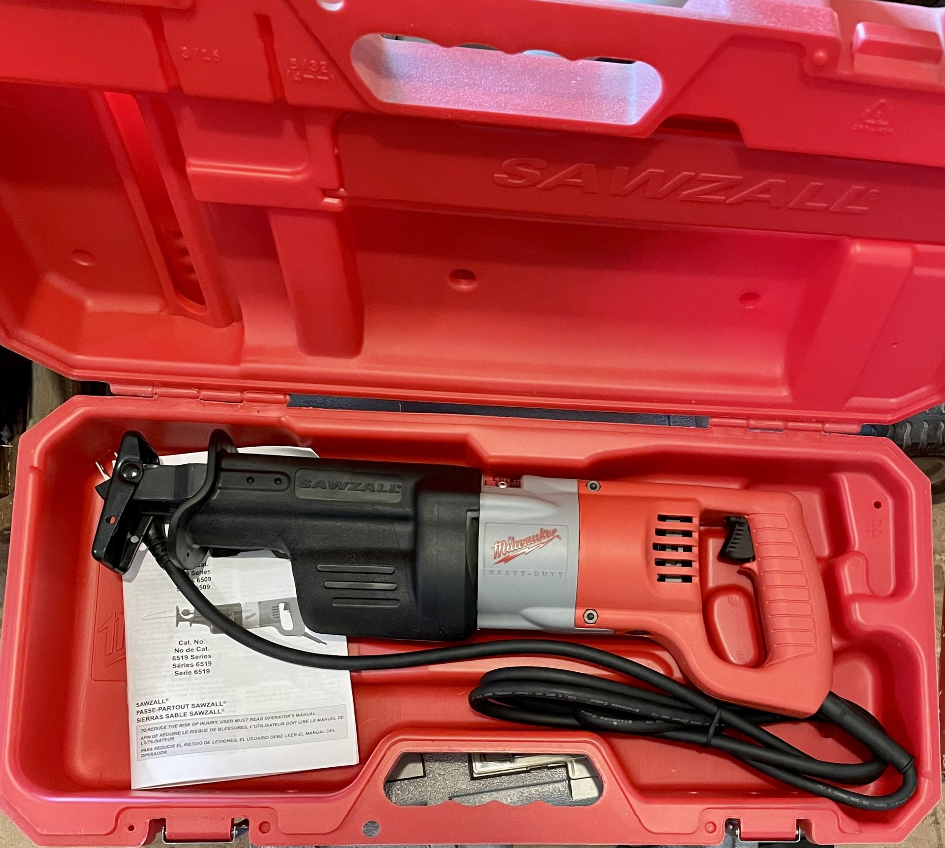 Milwaukee Sawzall for Sale in Covina, CA - OfferUp