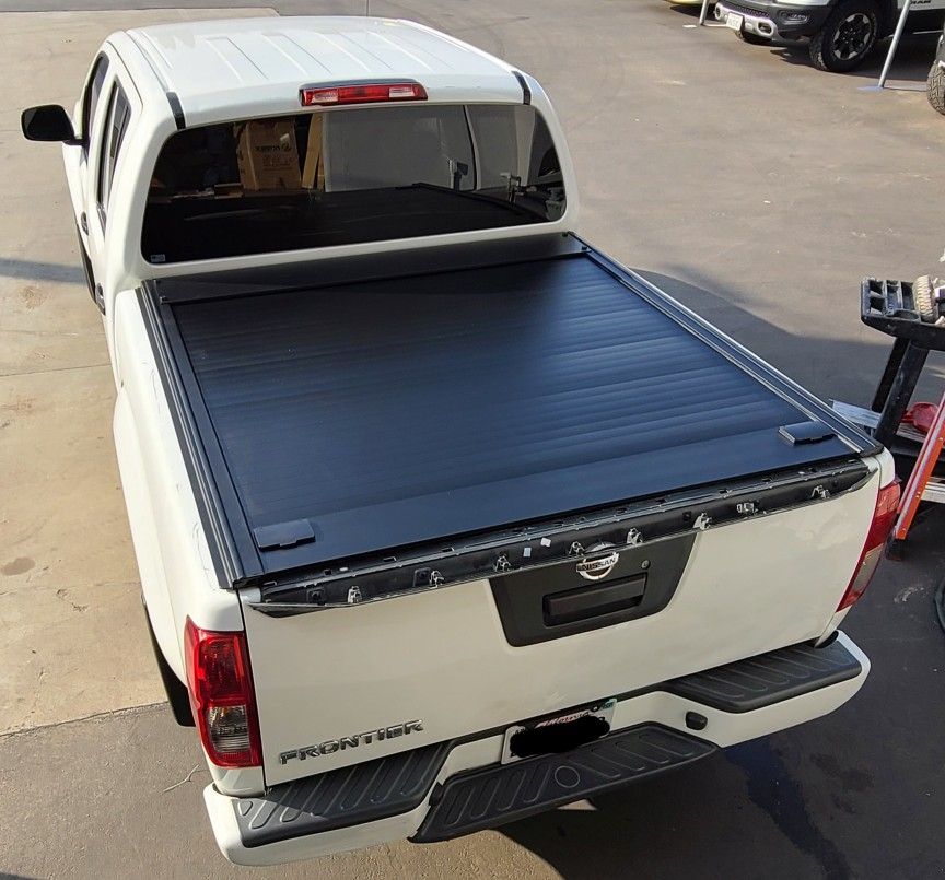 Syneticusa Retractable Hard Tonneau Cover Fits 2005-2022 Nissan ...
