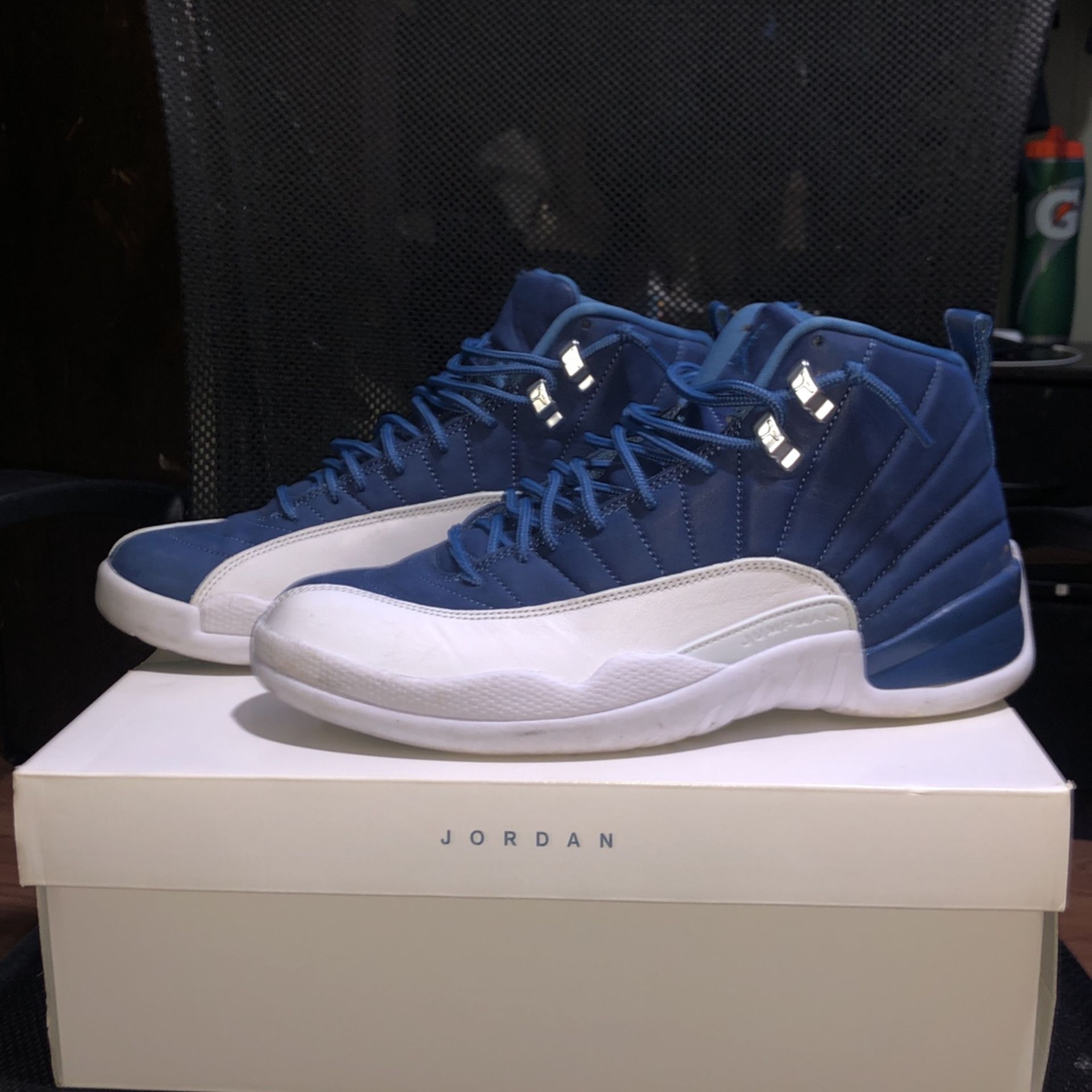 Jordan 12 Indigo Size 10 for Sale in Renton, WA - OfferUp