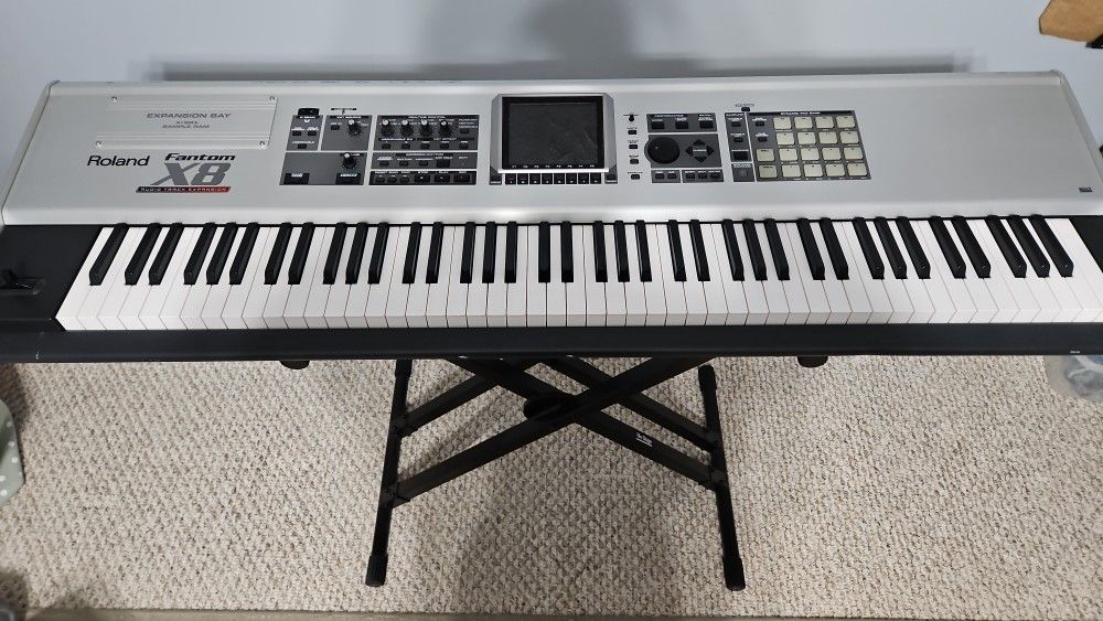 Roland Fantom X-8 for Sale in Lawrenceville, GA - OfferUp