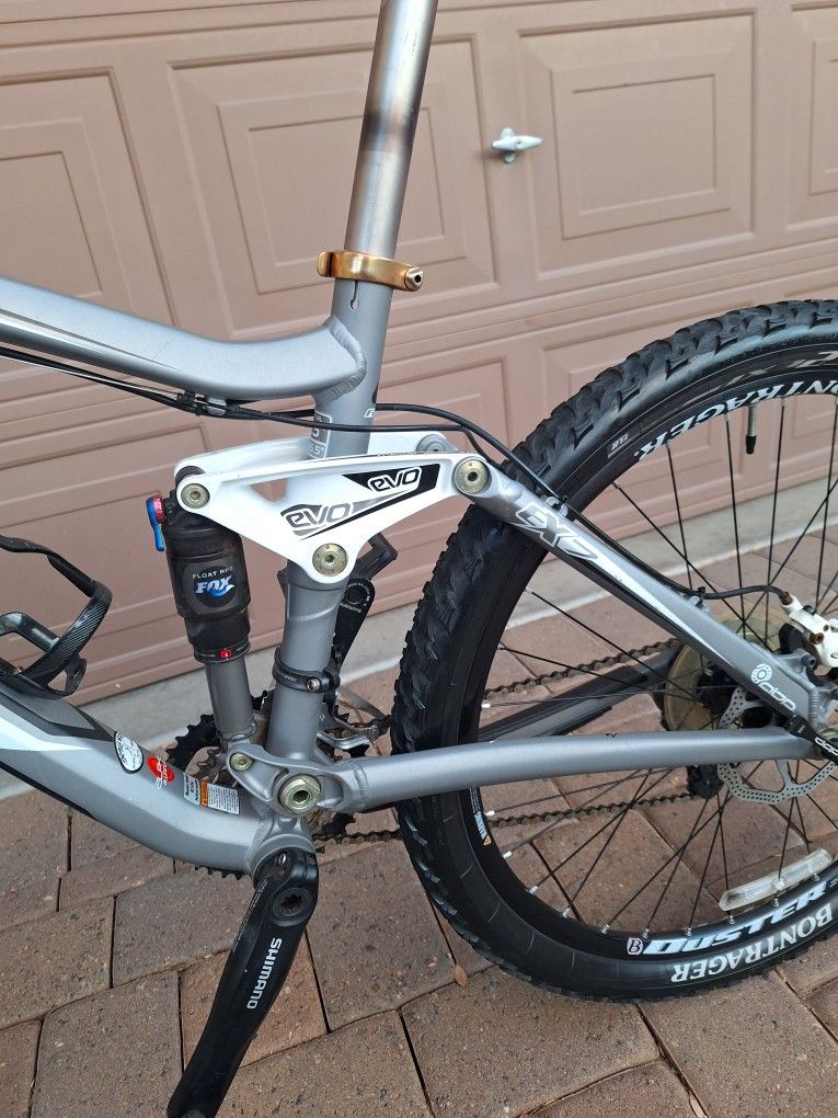 TREK EVO EX7 FULL SUSPENSION 26 INCH MOUNTAIN BIKE LIKE NEW for Sale in ...