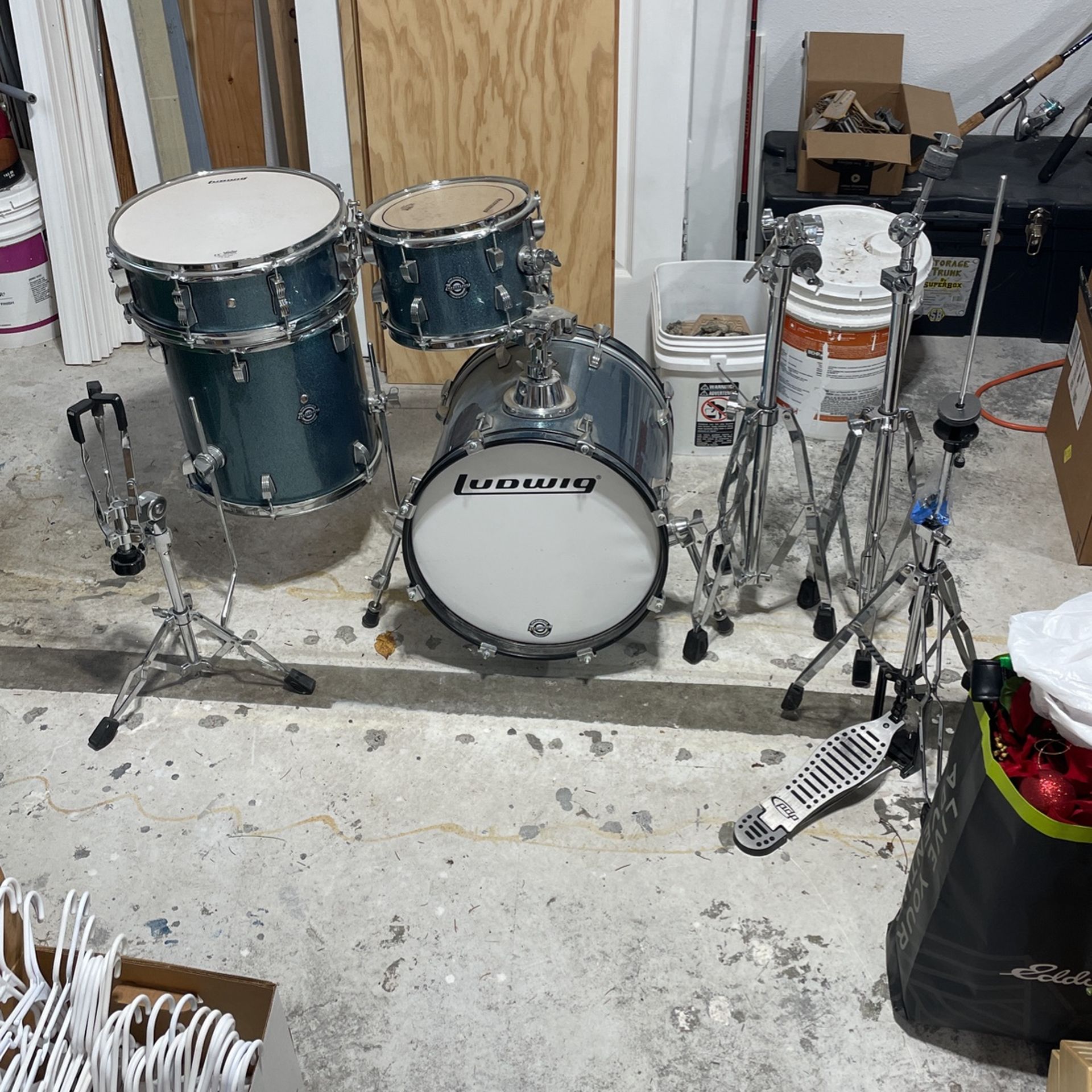 Complete Drum Set for Sale in Bothell, WA - OfferUp