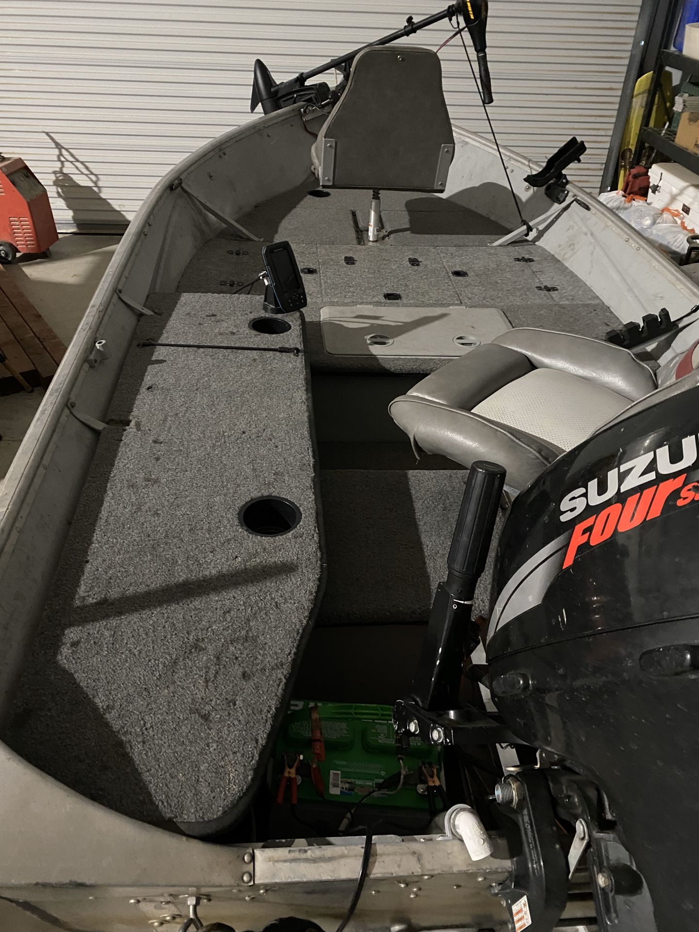 12ft valco fishing boat for Sale in Hanford, CA - OfferUp