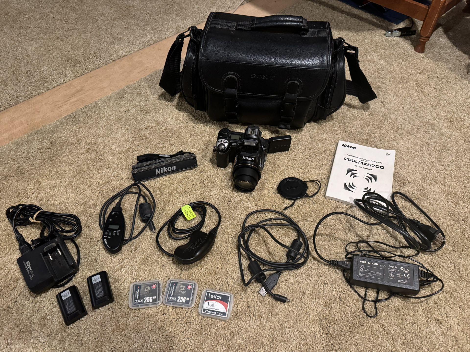 Nikon Coolpix 5700 5MP Digital Camera & Lots of Extras for Sale in ...
