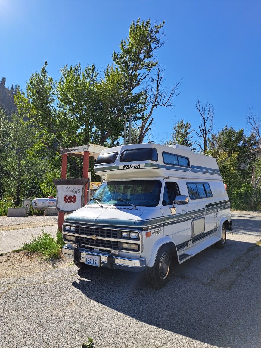1993 Chevy G30 Falcon 190 for Sale in Entiat, WA - OfferUp
