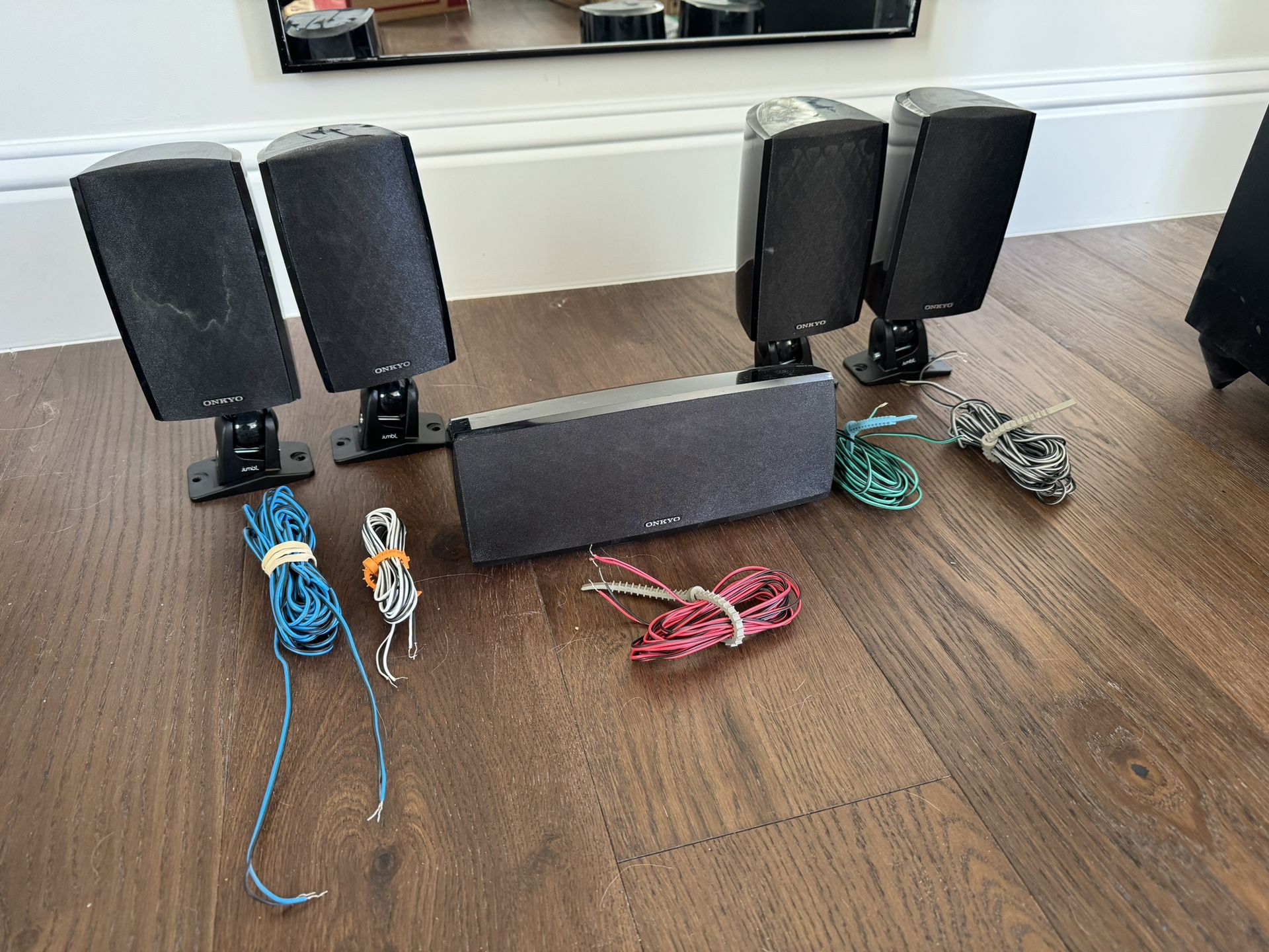 AV Speaker And Receiver Combo for Sale in Henderson, NV - OfferUp