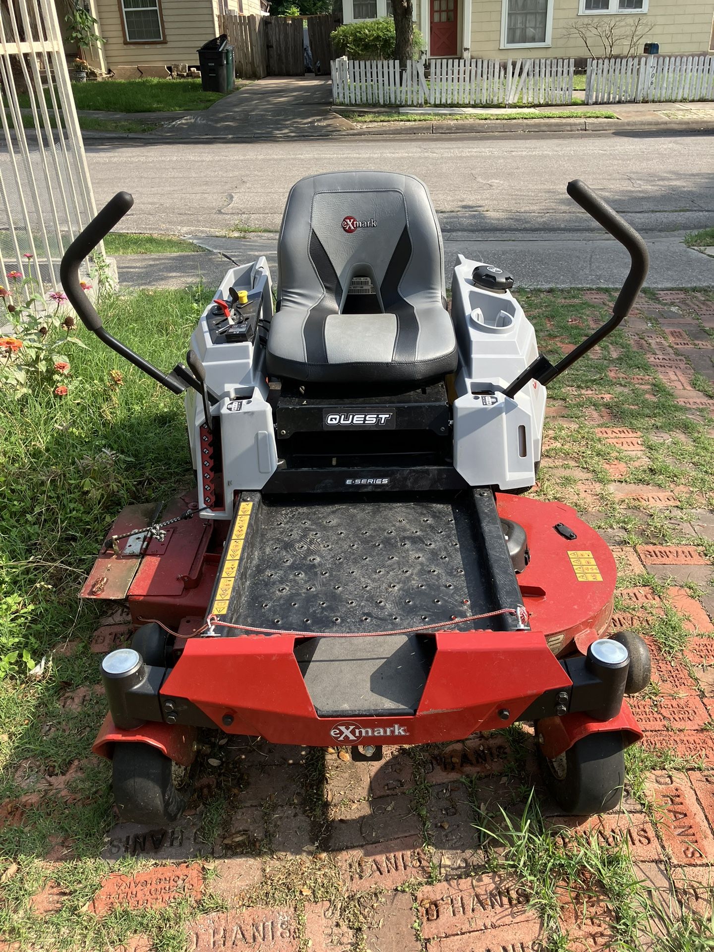 Exmark Quest E Series 42” $2,500 OBO for Sale in San Antonio, TX - OfferUp