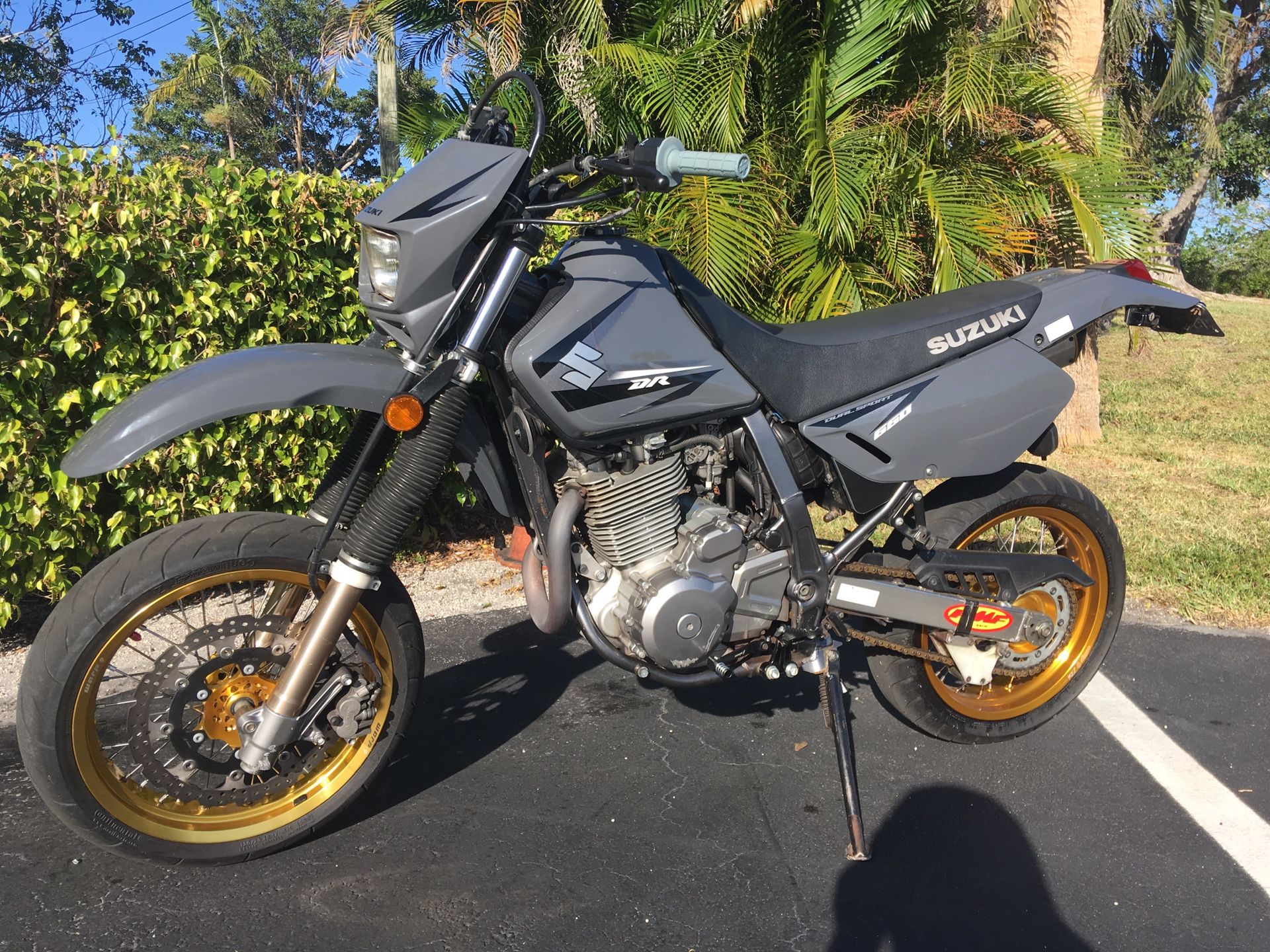 Suzuki Dr650 Supermoto