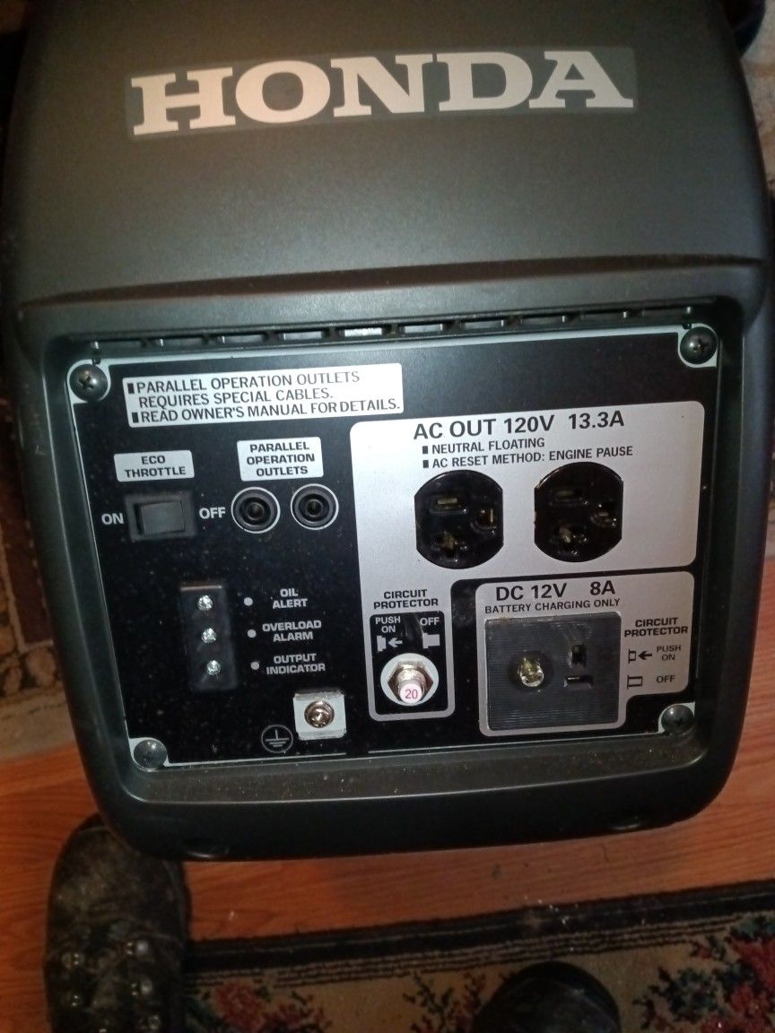 Honda Whisper Generator 2000 for Sale in Everett, WA - OfferUp