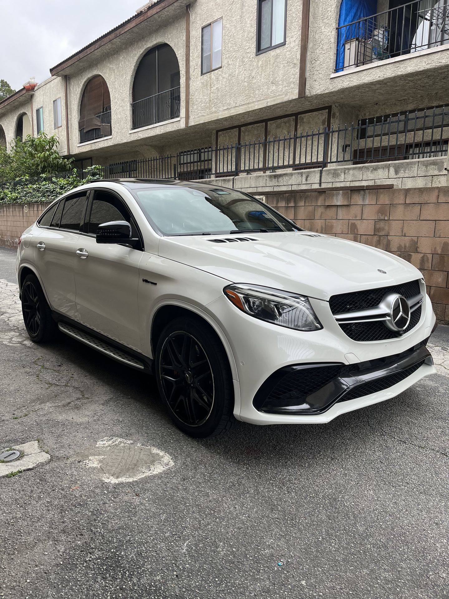 2018 Mercedes Benz Gle63s AMG for Sale in Huntington Park, CA - OfferUp