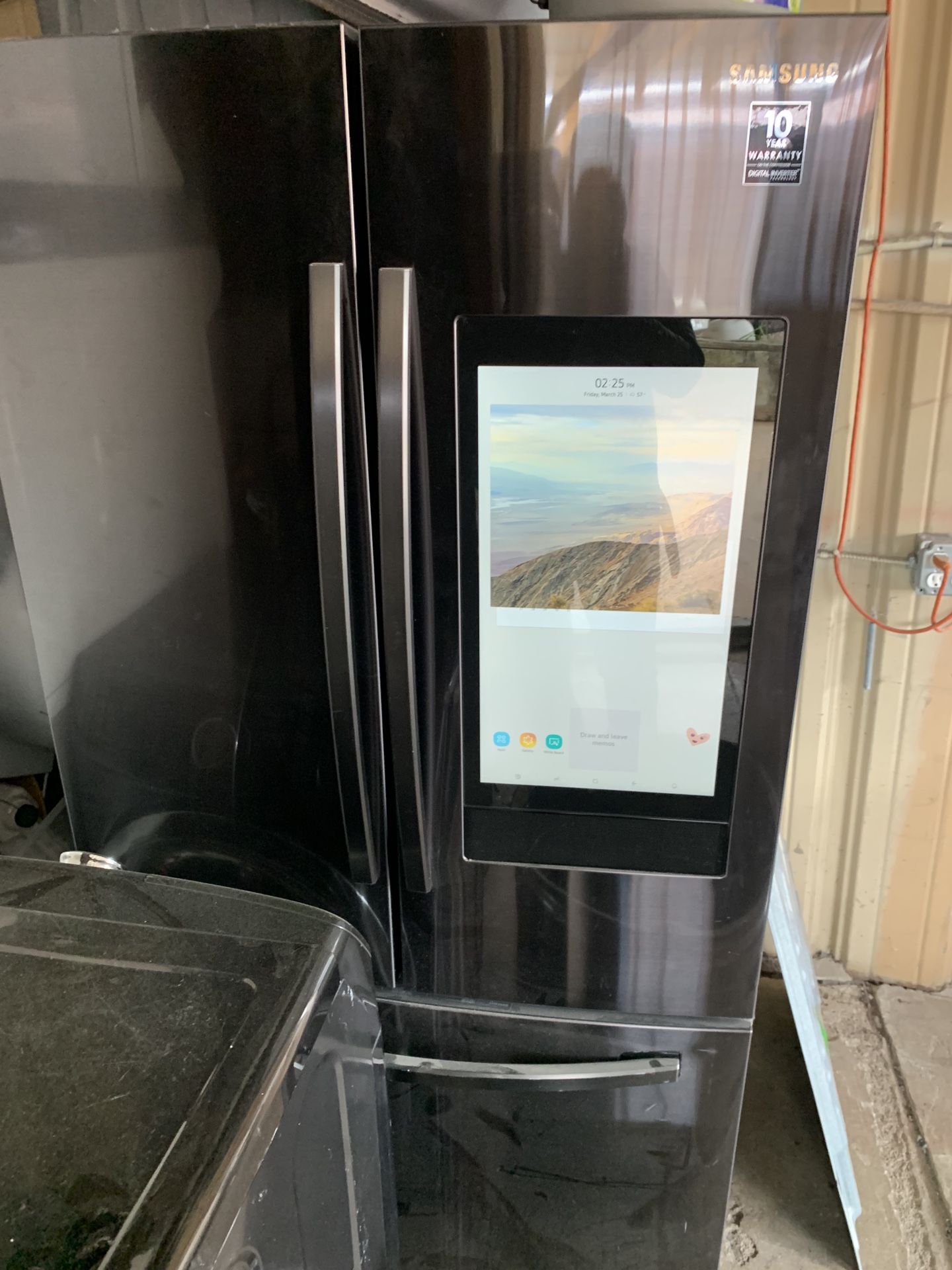 Refrigerator With Tv Screen