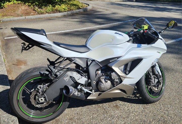 2017 Kawasaki ZX6R 636 for Sale in Tacoma, WA - OfferUp