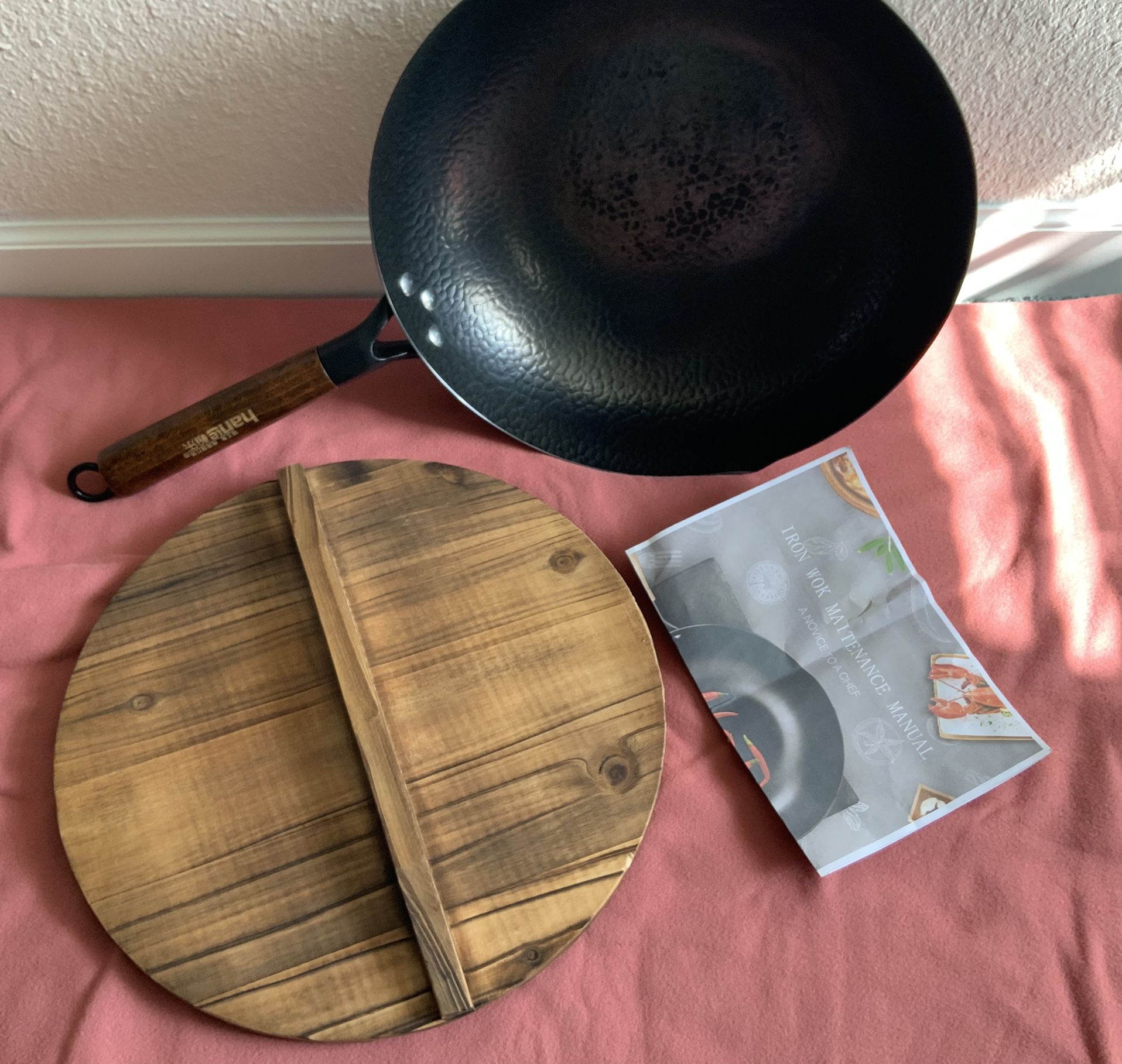 Wok - Hanle Carbon Steel Wok Pan With Lid 12.6” for Sale in Renton, WA ...