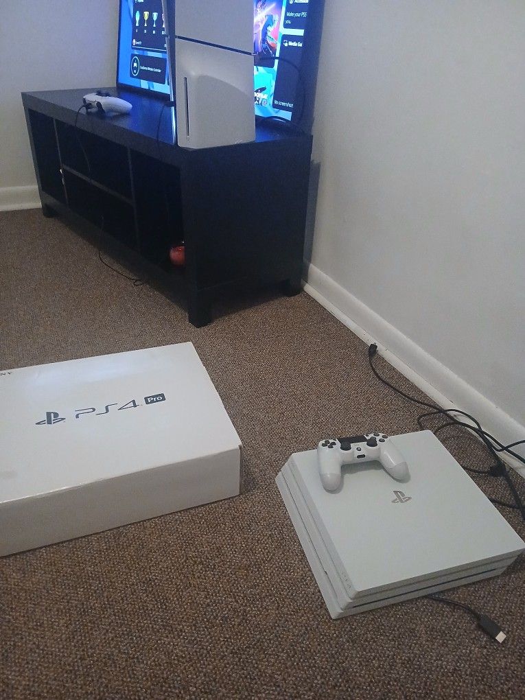Thursday Sale 100$ Firm Ps4 Pro for Sale in Philadelphia, PA - OfferUp