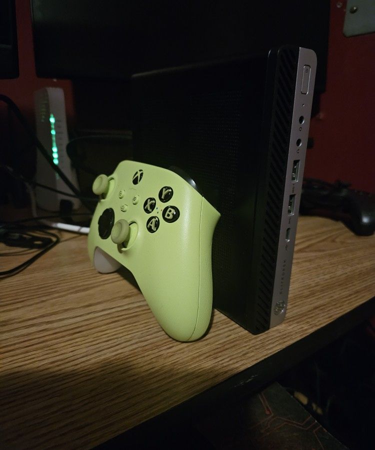 HP Elitedesk 705 G5 mini pc /w rx 560 (For trades or best offers) for ...