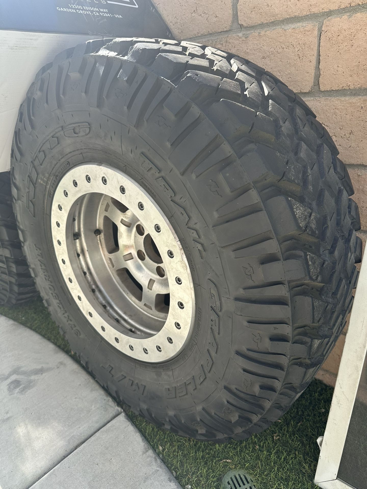 37x12.50R17LT Nitto Trail Grappler M/T’s (4x) & 17x9 ATX Beadlock ...