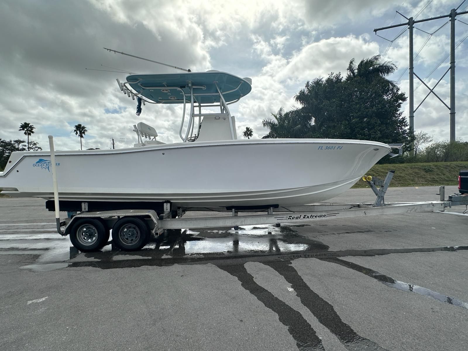 2012 Ocean runner 29 open fish center console for Sale in Hialeah, FL ...