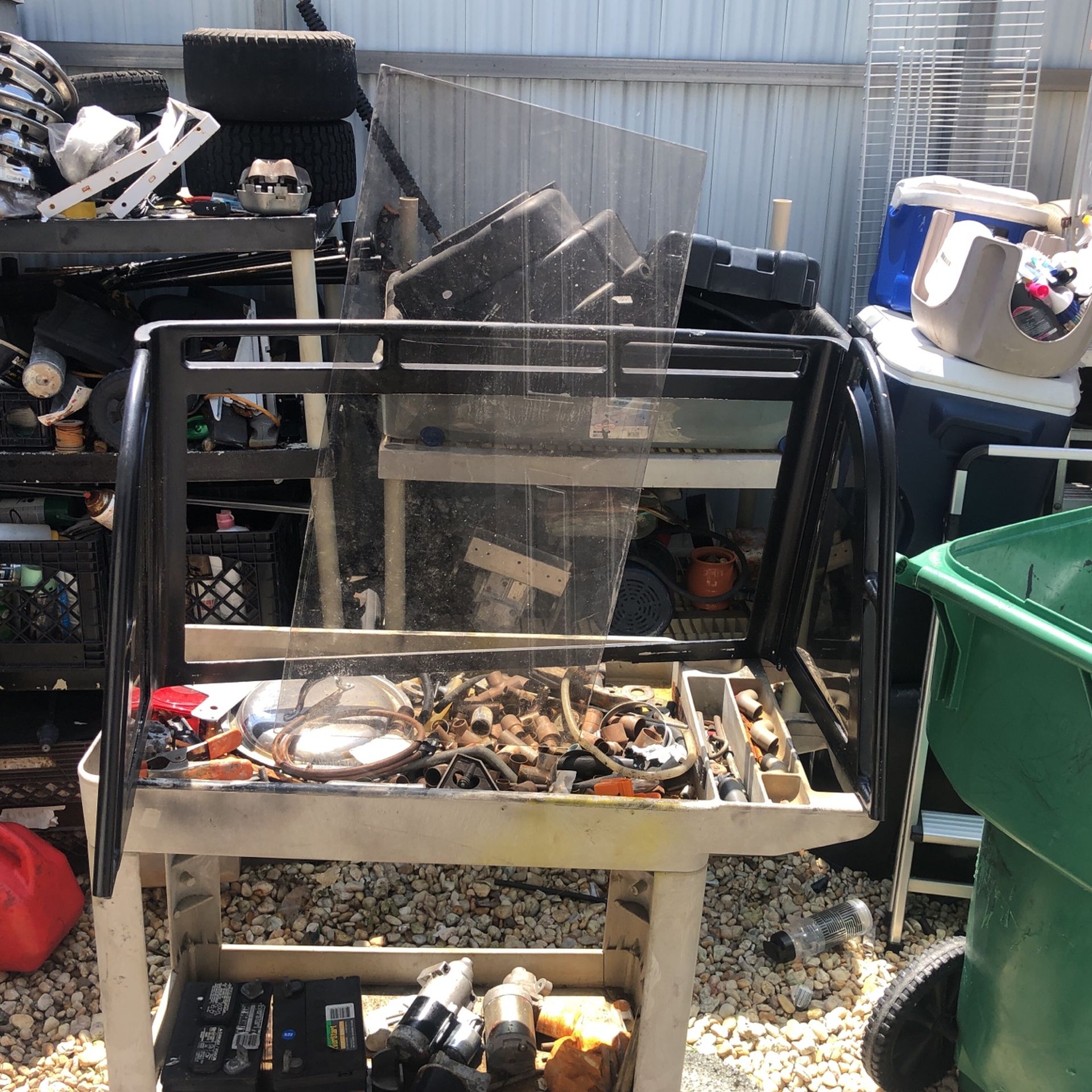 BOAT CENTER CONSOLE WINDSHIELD WITH NEW GLASS for Sale in Miami, FL ...