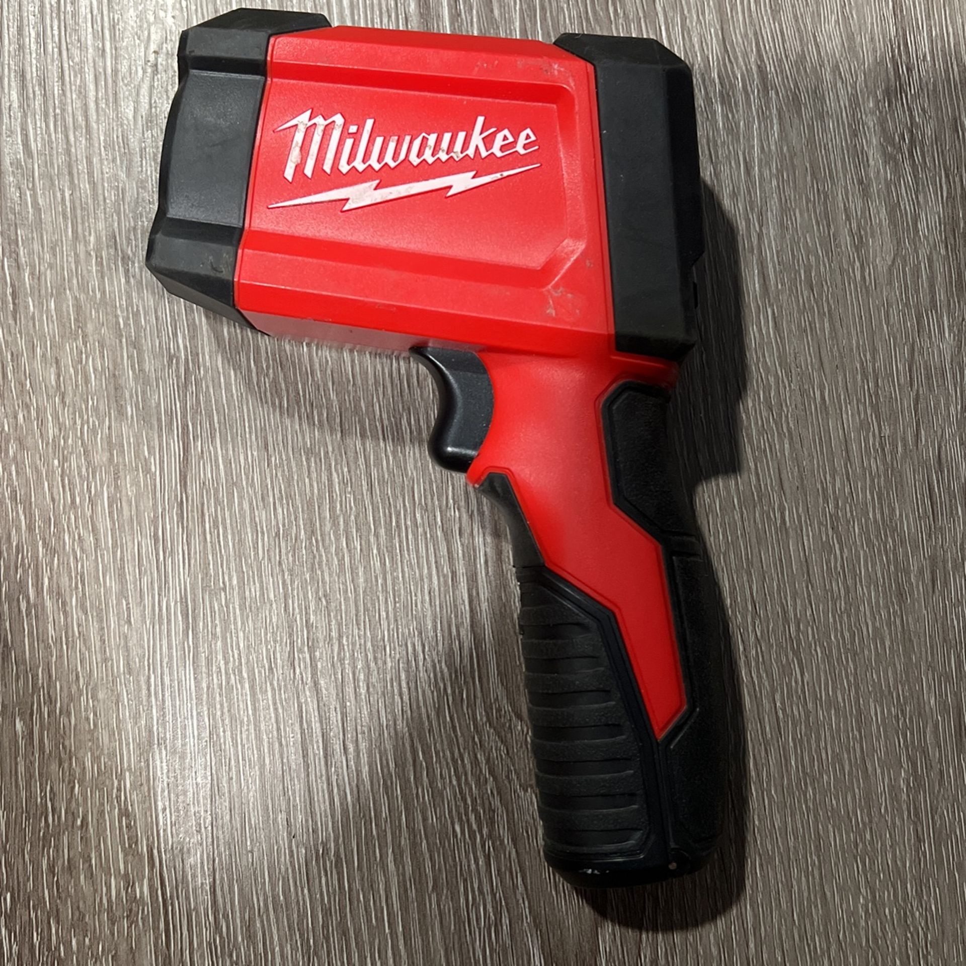 Milwaukee 1 Infrared Temp-Gun for Sale in San Antonio, TX - OfferUp