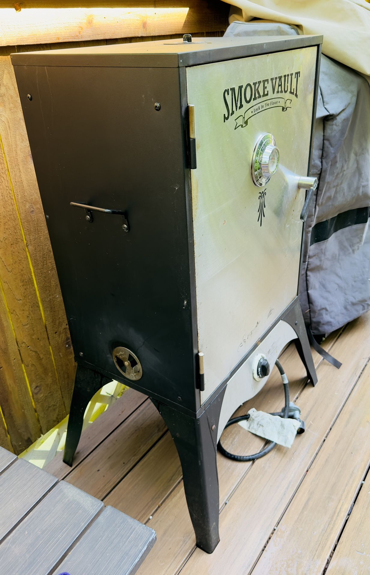 Smoke Vault Patio Smoker for Sale in Seattle, WA - OfferUp
