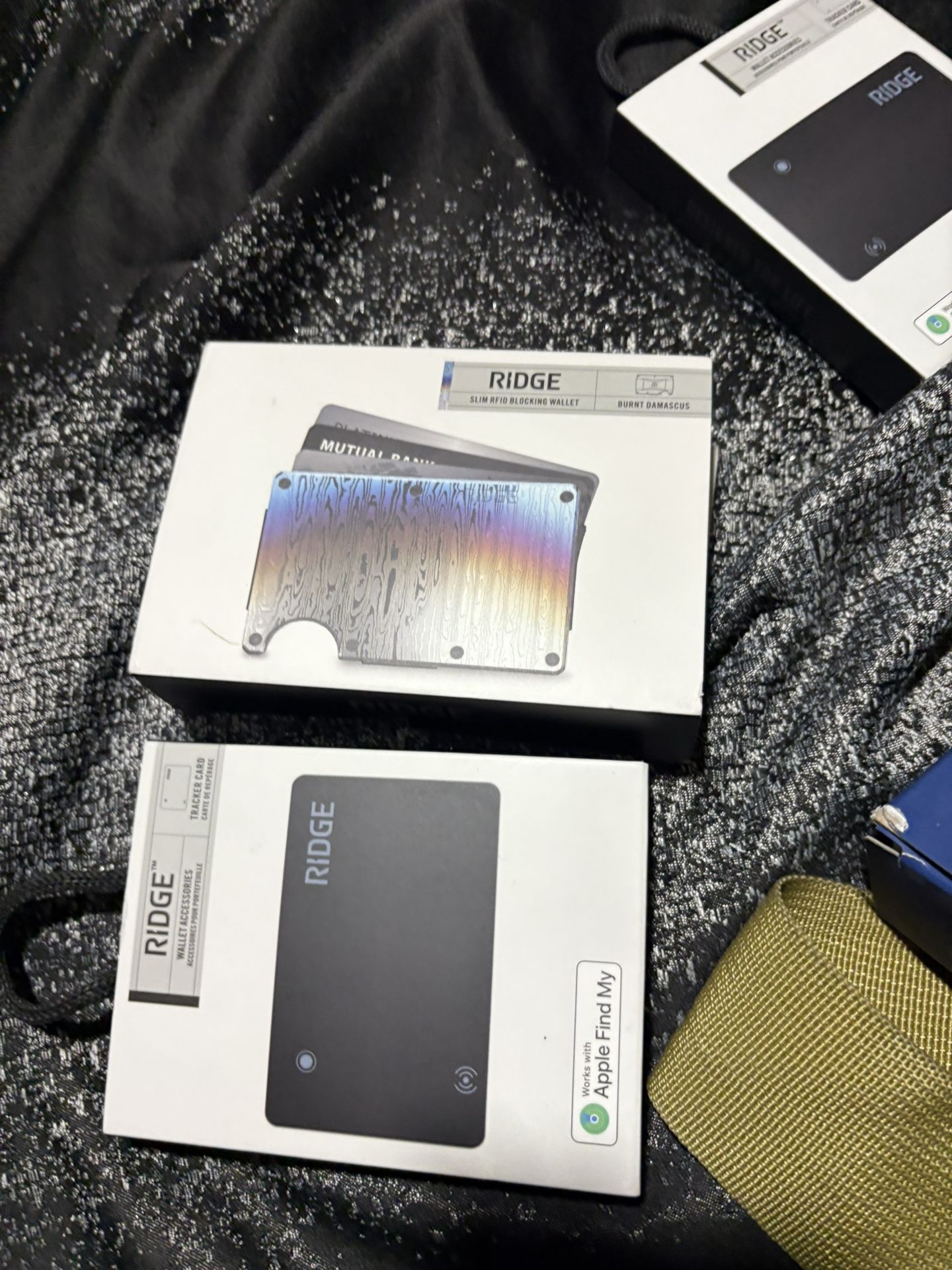 Ridge Wallet with Tracker Card New for Sale in Penllyn, PA - OfferUp