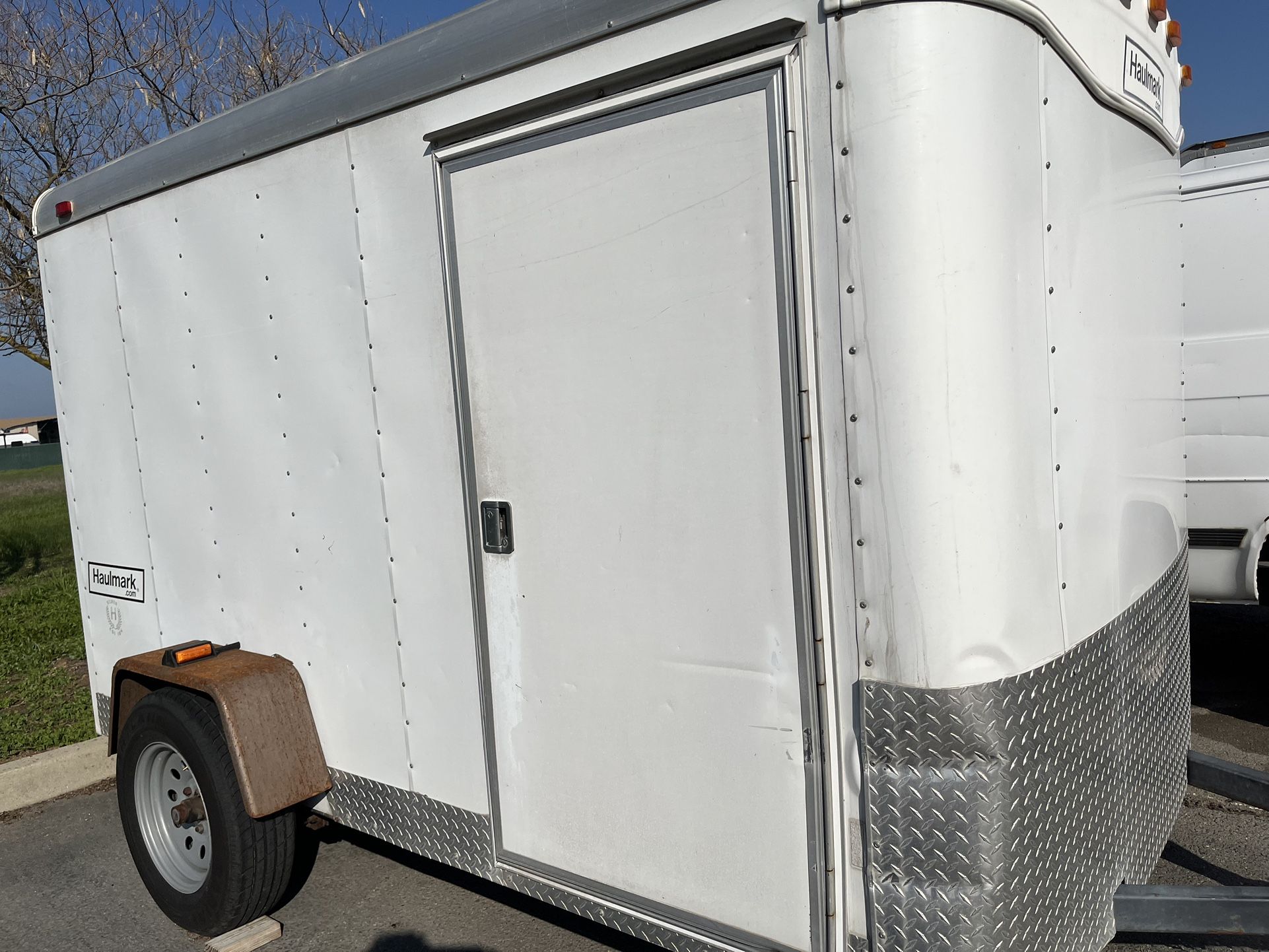 Haulmark Trailer for Sale in Fresno, CA - OfferUp
