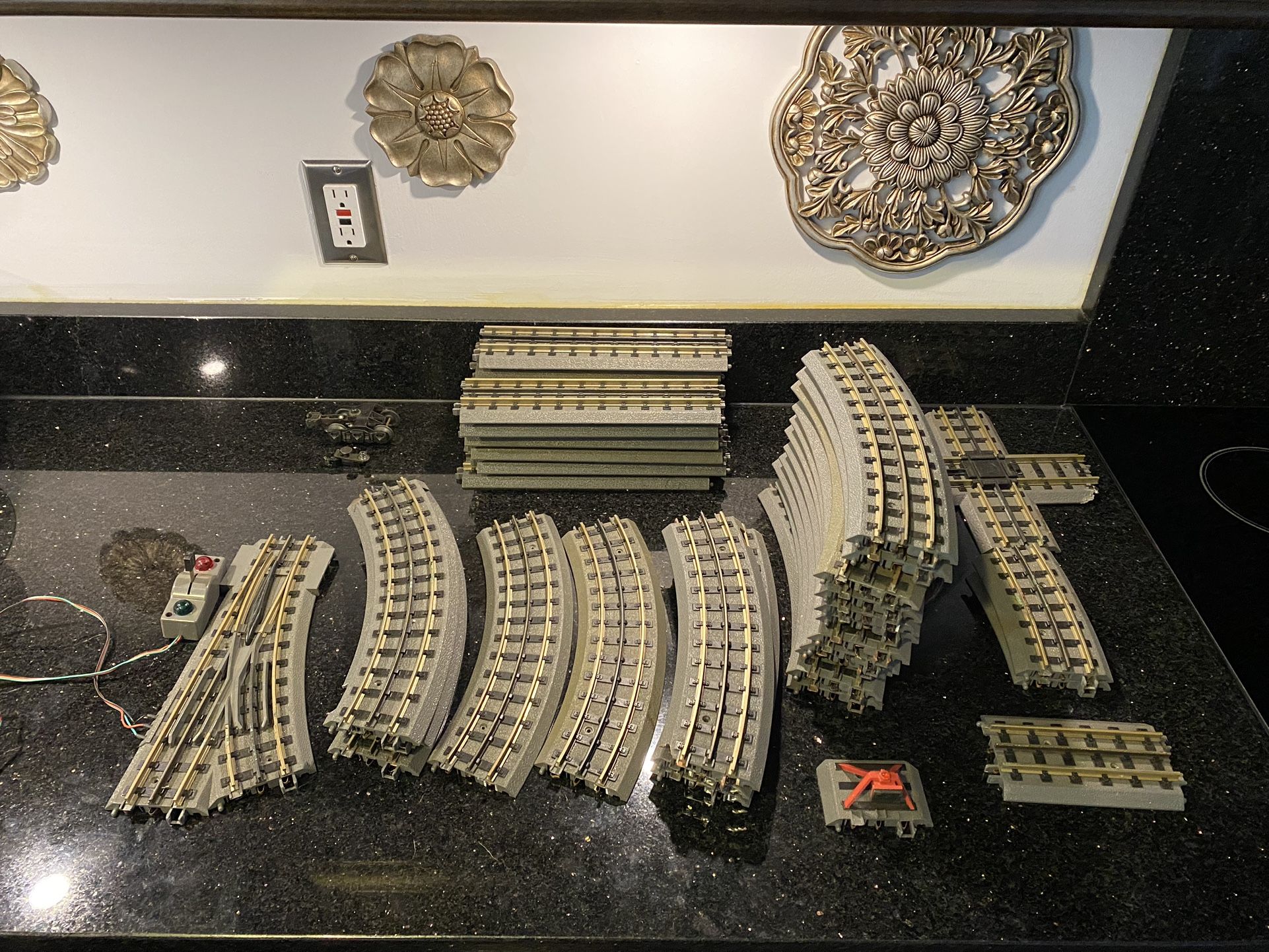 Lot of 38 MTH Electric Train Tracks (Lionel Compatible) for Sale in ...