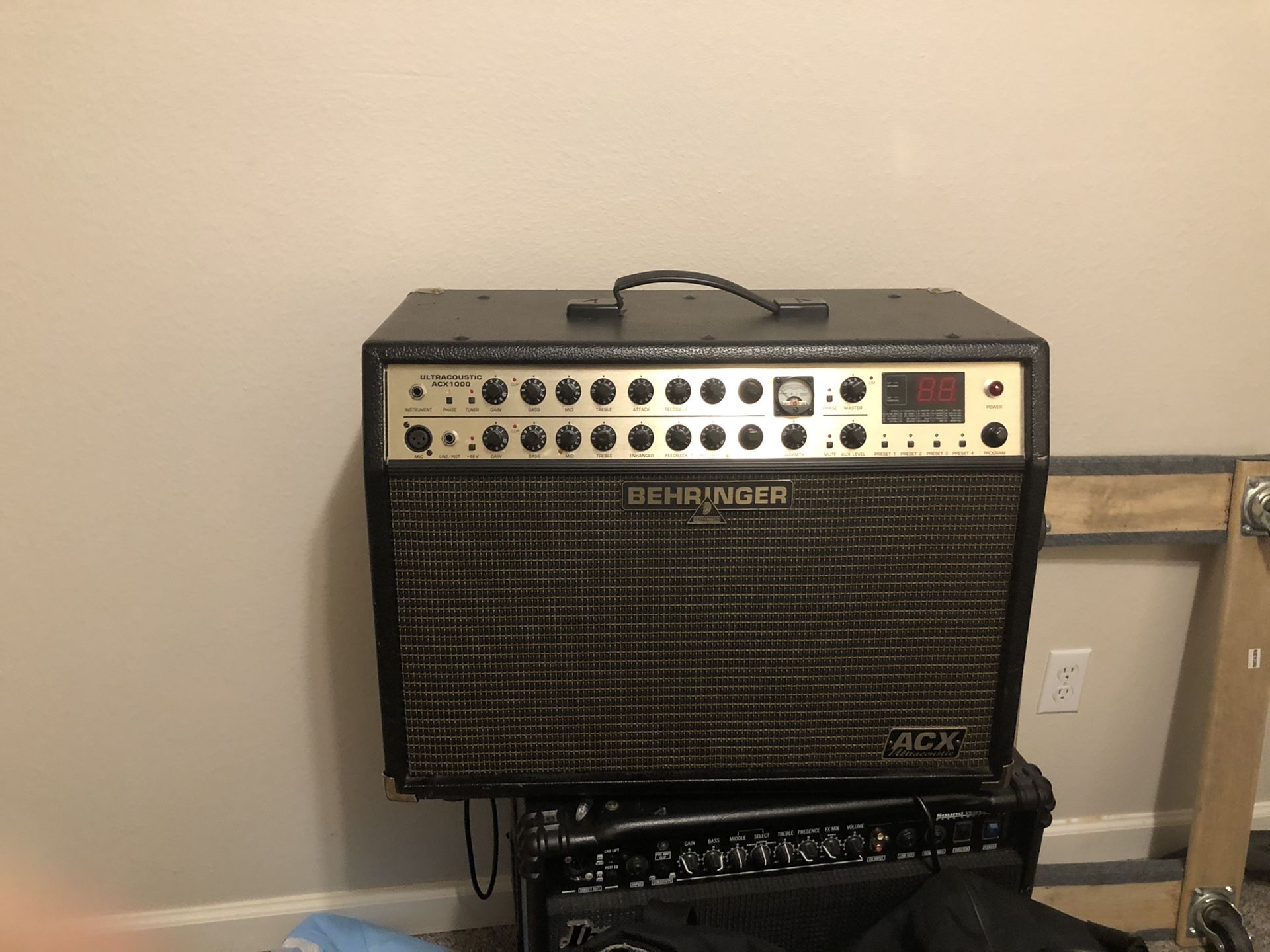 Behringer Ultracoustic ACX1000 2x60W Acoustic Amp for Sale in Everett ...