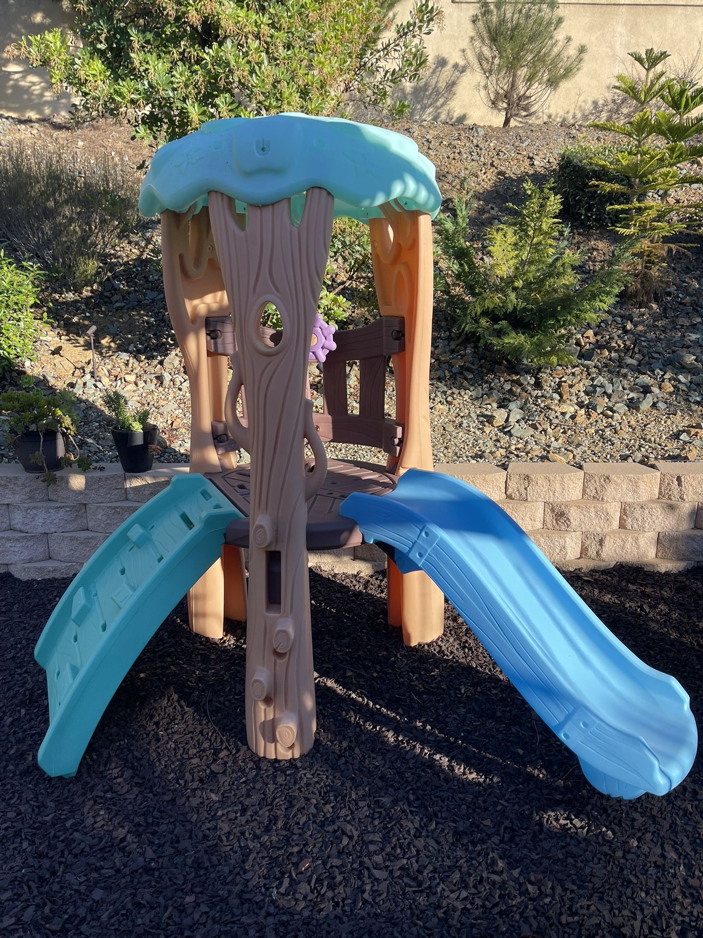 Little Tikes Treehouse for Sale in San Marcos, CA - OfferUp