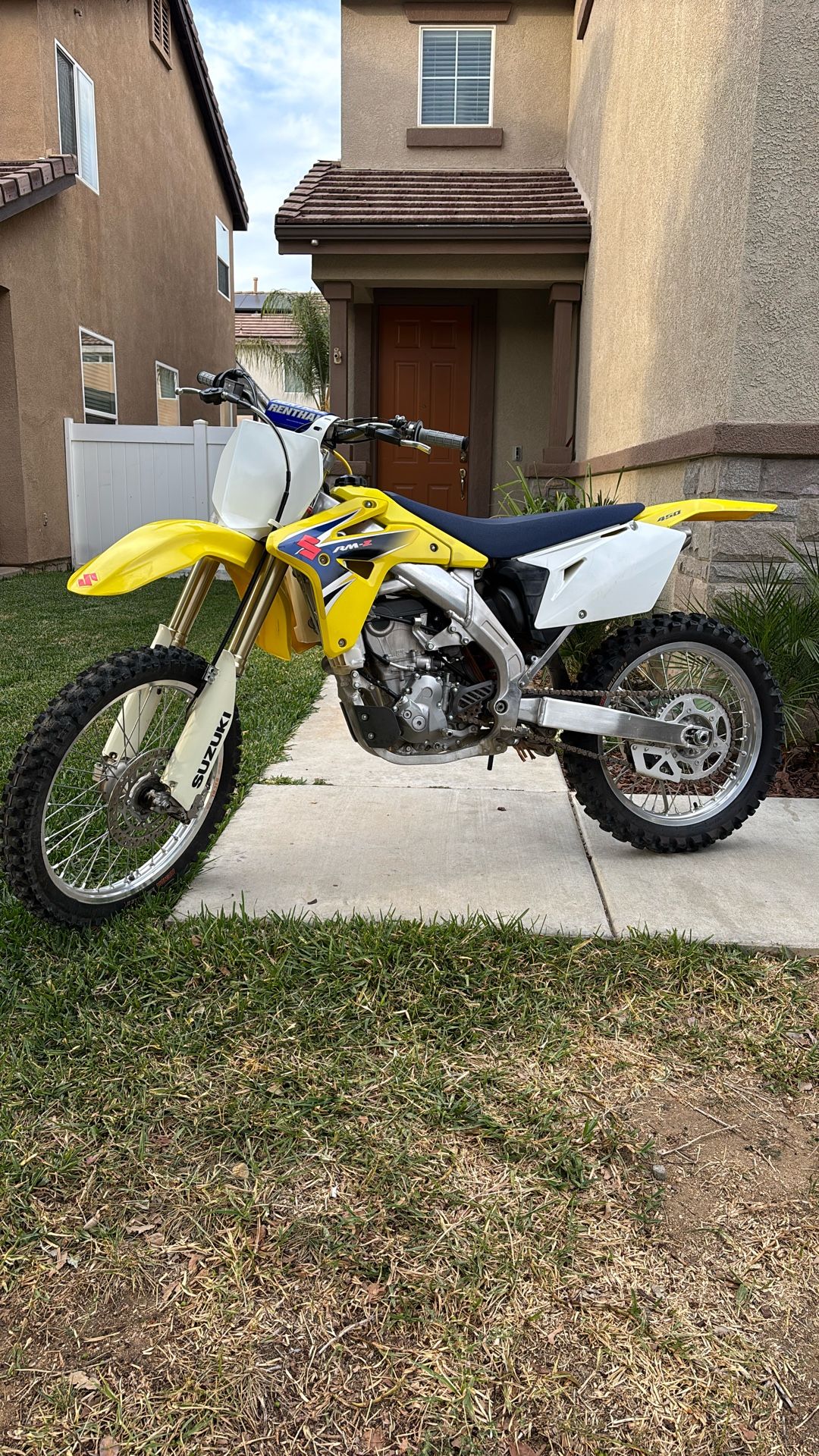 2007 Rmz 450 Need GONE. for Sale in Perris, CA - OfferUp