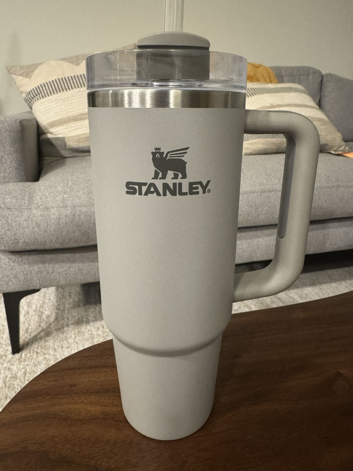 STANLEY Insulated Tumbler 30 oz, Fog Gray/Light Gray for Sale in ...