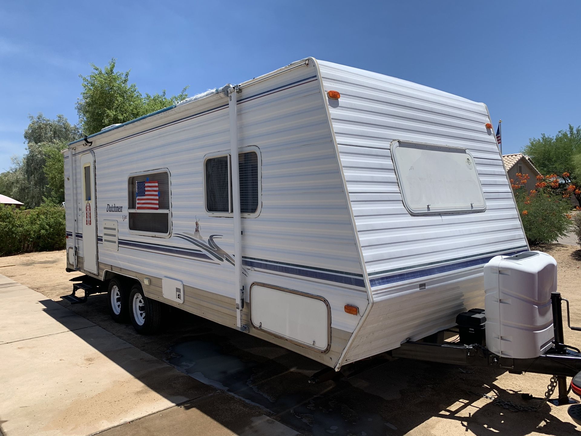 2004 Dutchmen rv slide out 24.ft for Sale in Phoenix, AZ - OfferUp