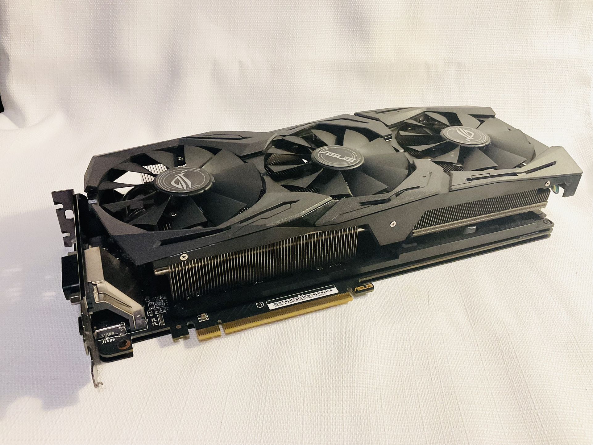 ASUS Radeon RX Vega 64 8GB Overclocked for Sale in San Francisco, CA ...