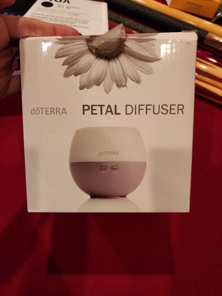 Doterra Petal Diffuser Light