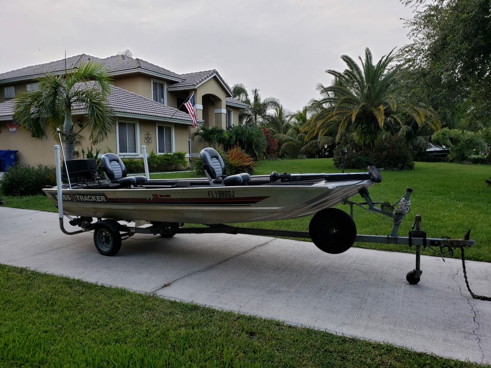 1990 16ft Aluminum Boat - Panfish16 Bass Tracker for Sale in Fort ...