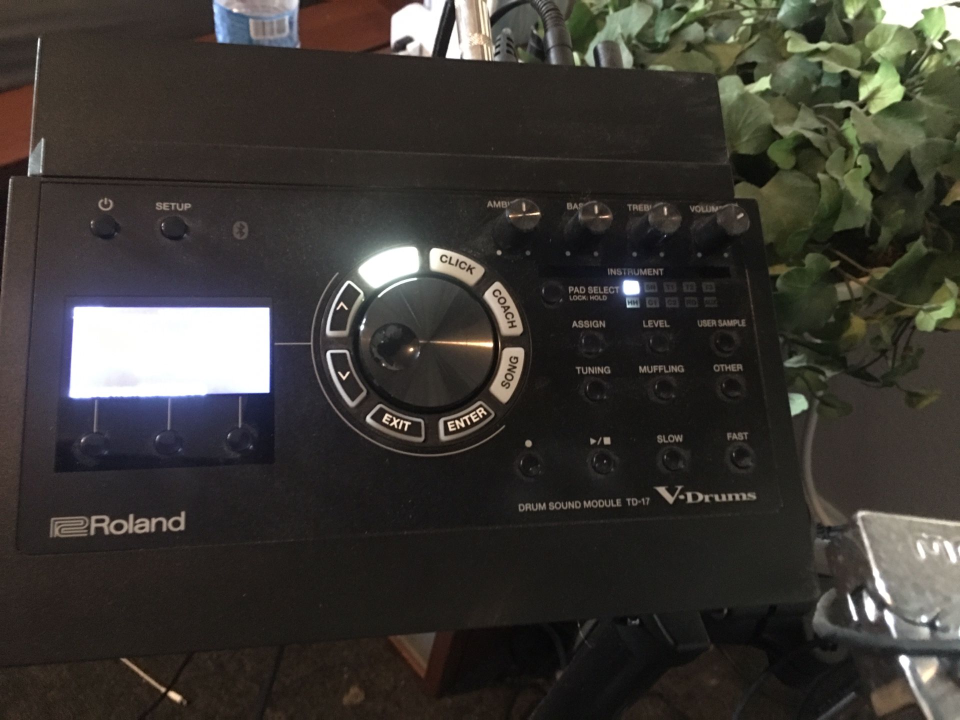 Roland TD-17 KVX Electronic Drum Set + DW3000 Hardware for Sale in Los Angeles, CA - OfferUp