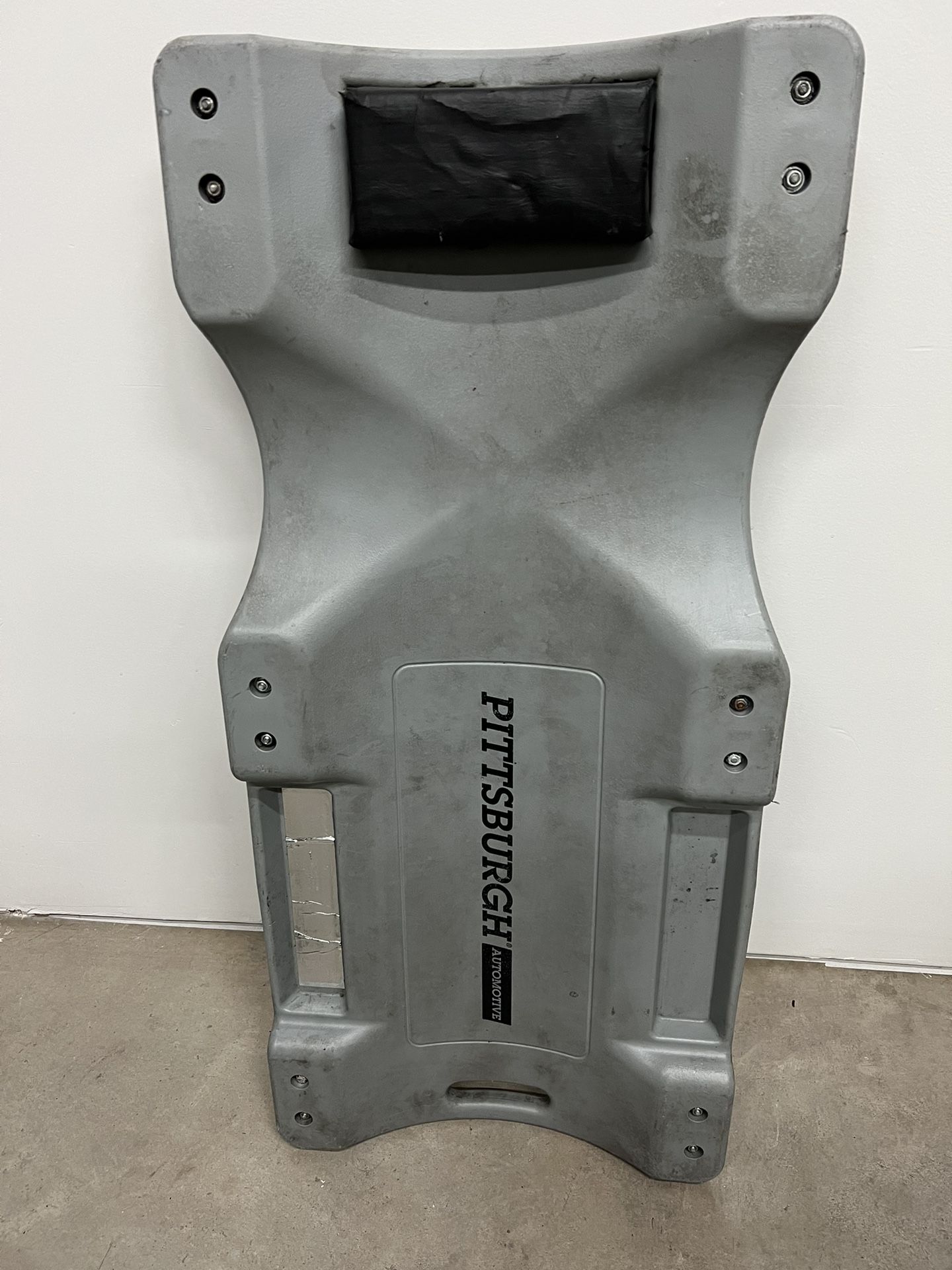 Harbor Freight 300lb Creeper for Sale in Victorville, CA - OfferUp