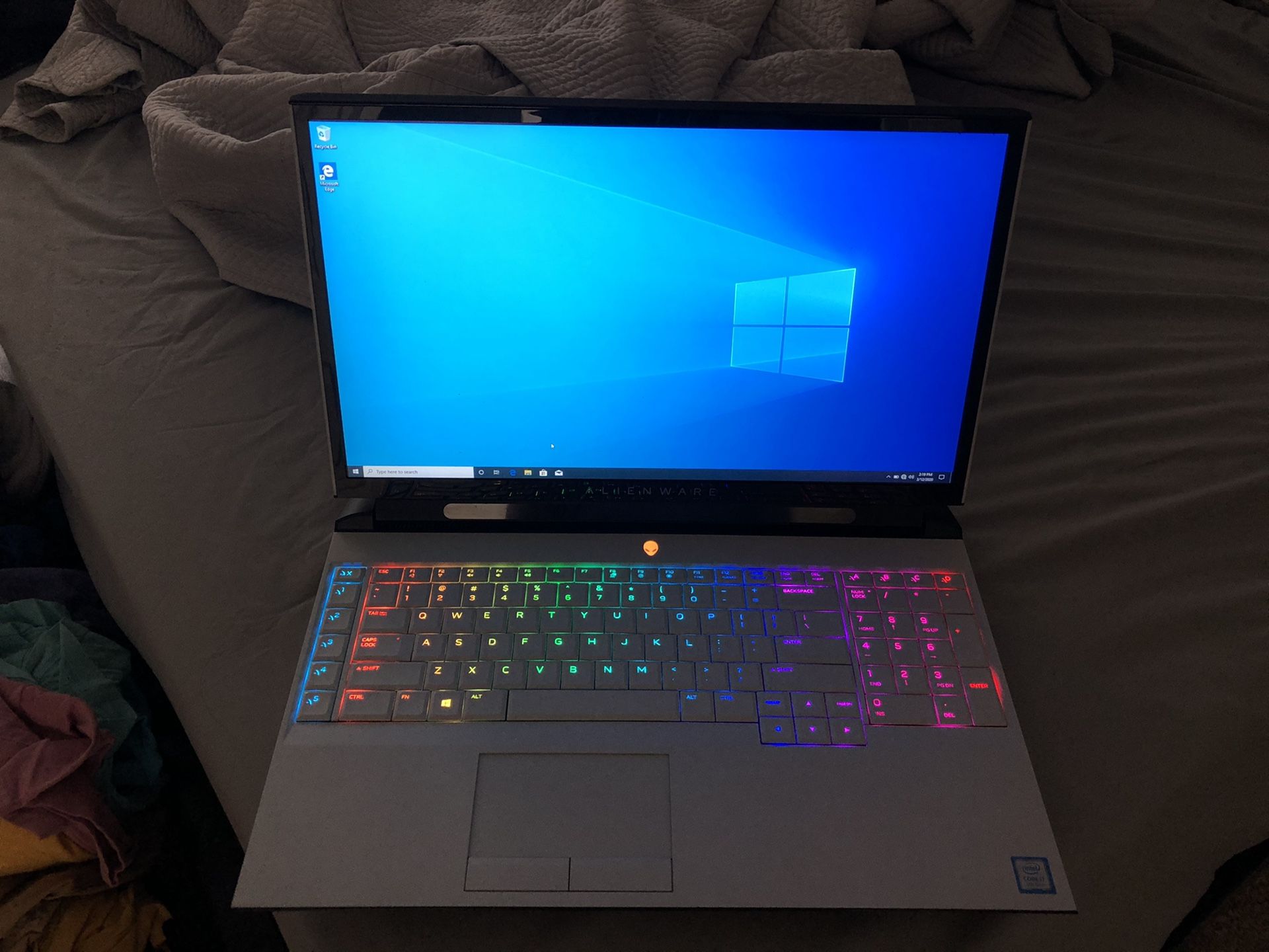Dell Alienware area 51m gaming laptop rtx 2080 i7 for Sale in Plano, TX ...