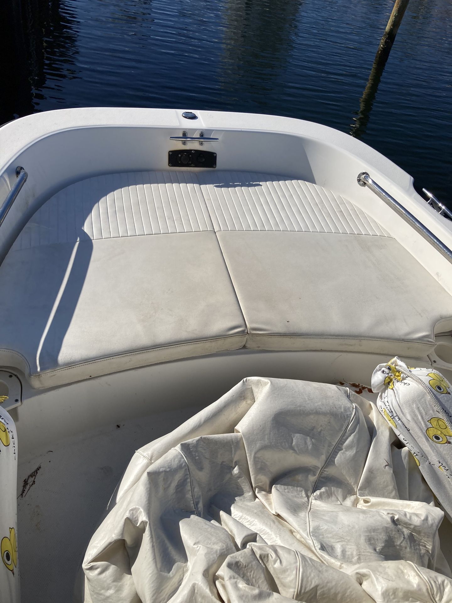 Boston Whaler 17 dauntless 2012 for Sale in Halndle Bch, FL - OfferUp