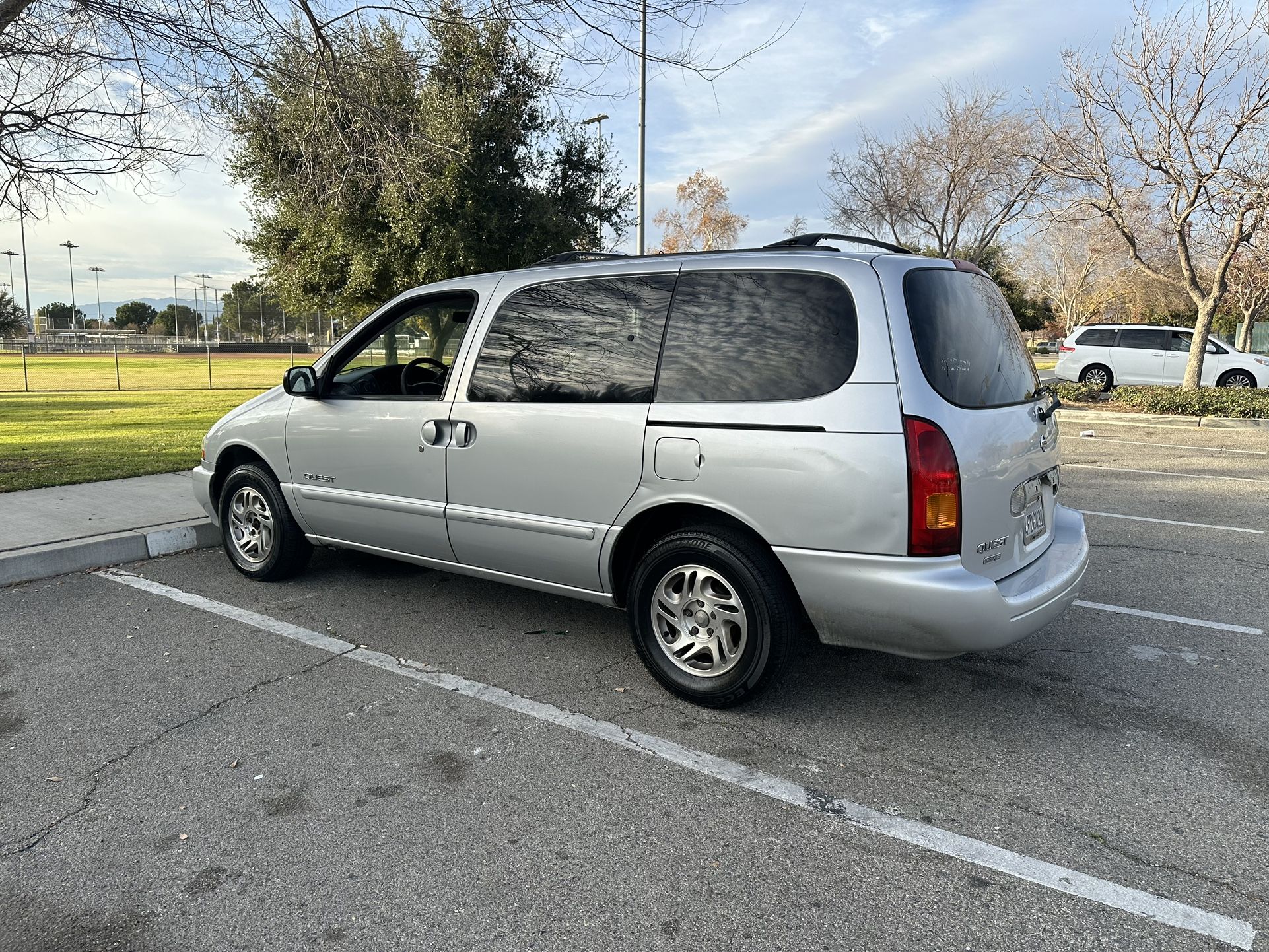2000 Nissan Quest for Sale in Fontana, CA - OfferUp