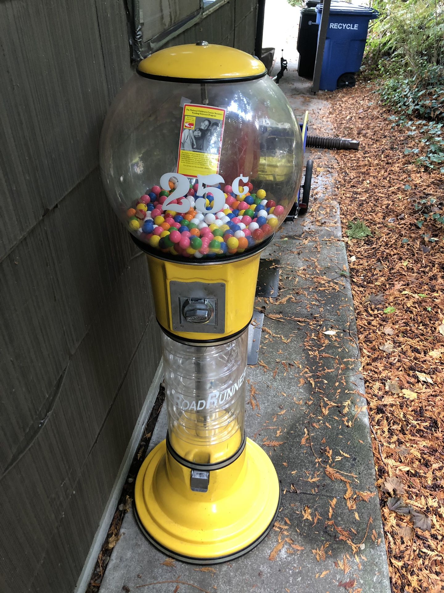 5 foot tall road runner spiral gumball machine for Sale in Seattle, WA ...