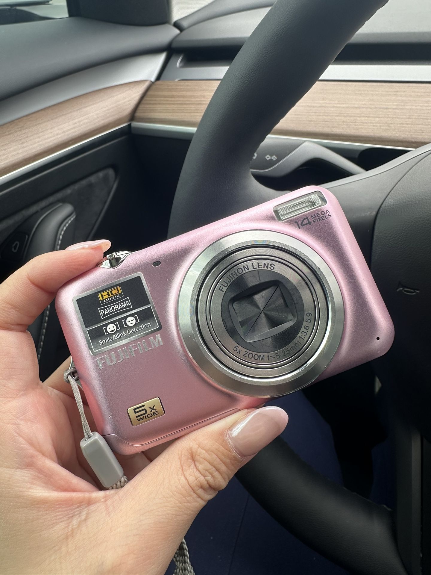 Pink Digital Camera for Sale in Corona, CA - OfferUp