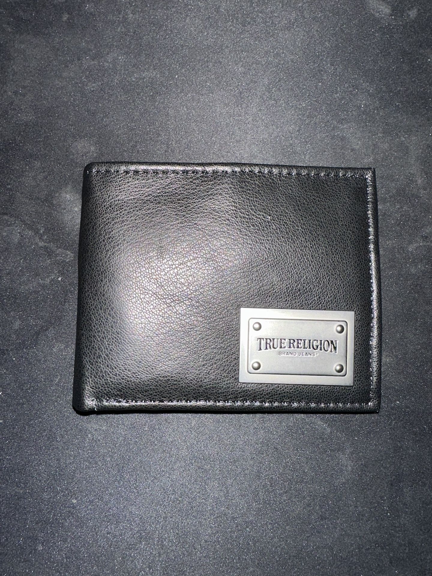 True Religion Wallet for Sale in Saint Paul, MN - OfferUp