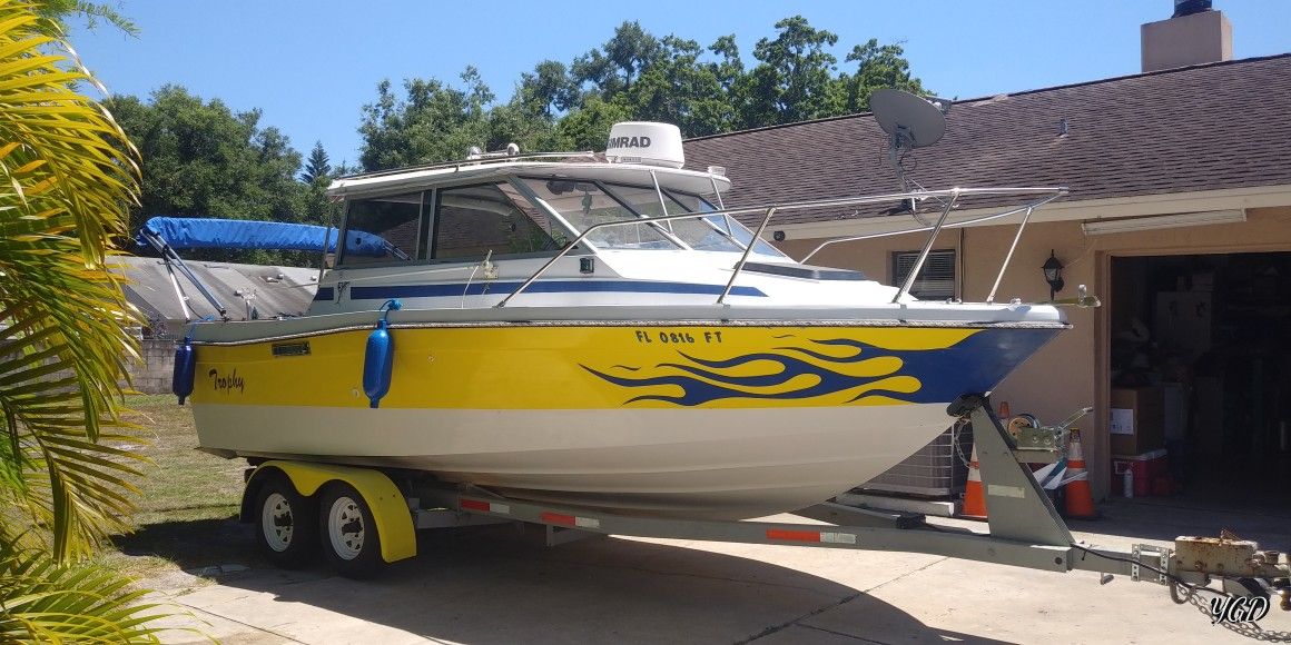 Bayliner trophy 1986 for Sale in Azalea Park, FL - OfferUp