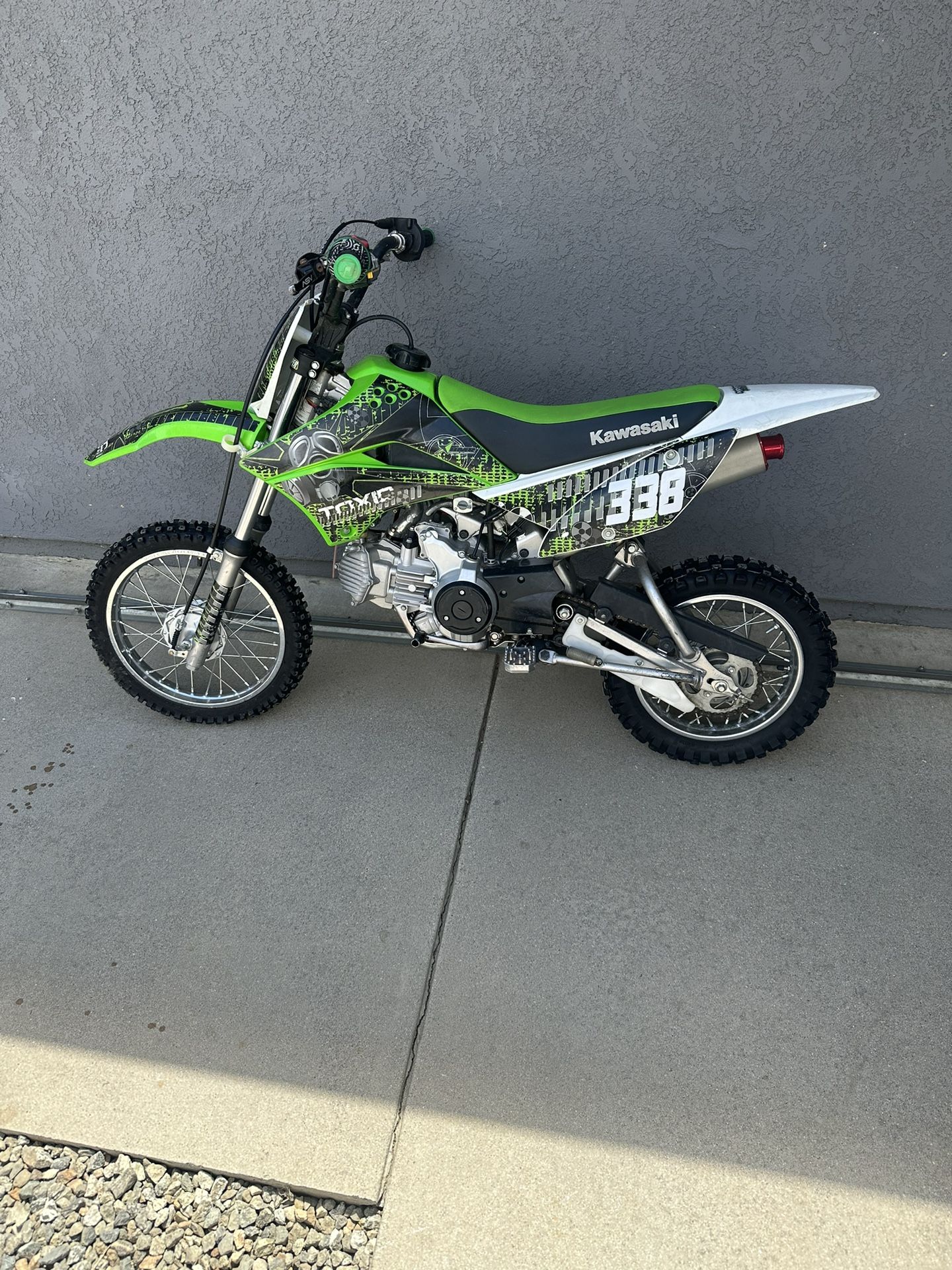 Kawasaki Klx 110 for Sale in Jurupa Valley, CA - OfferUp